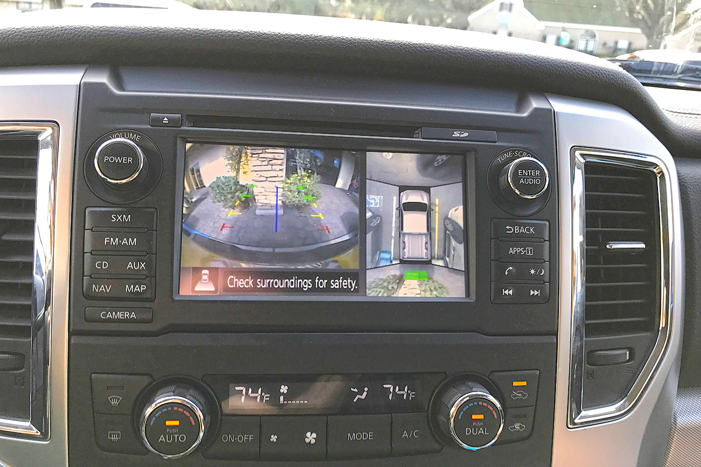 This robot helps combat fear, loneliness in hospitals