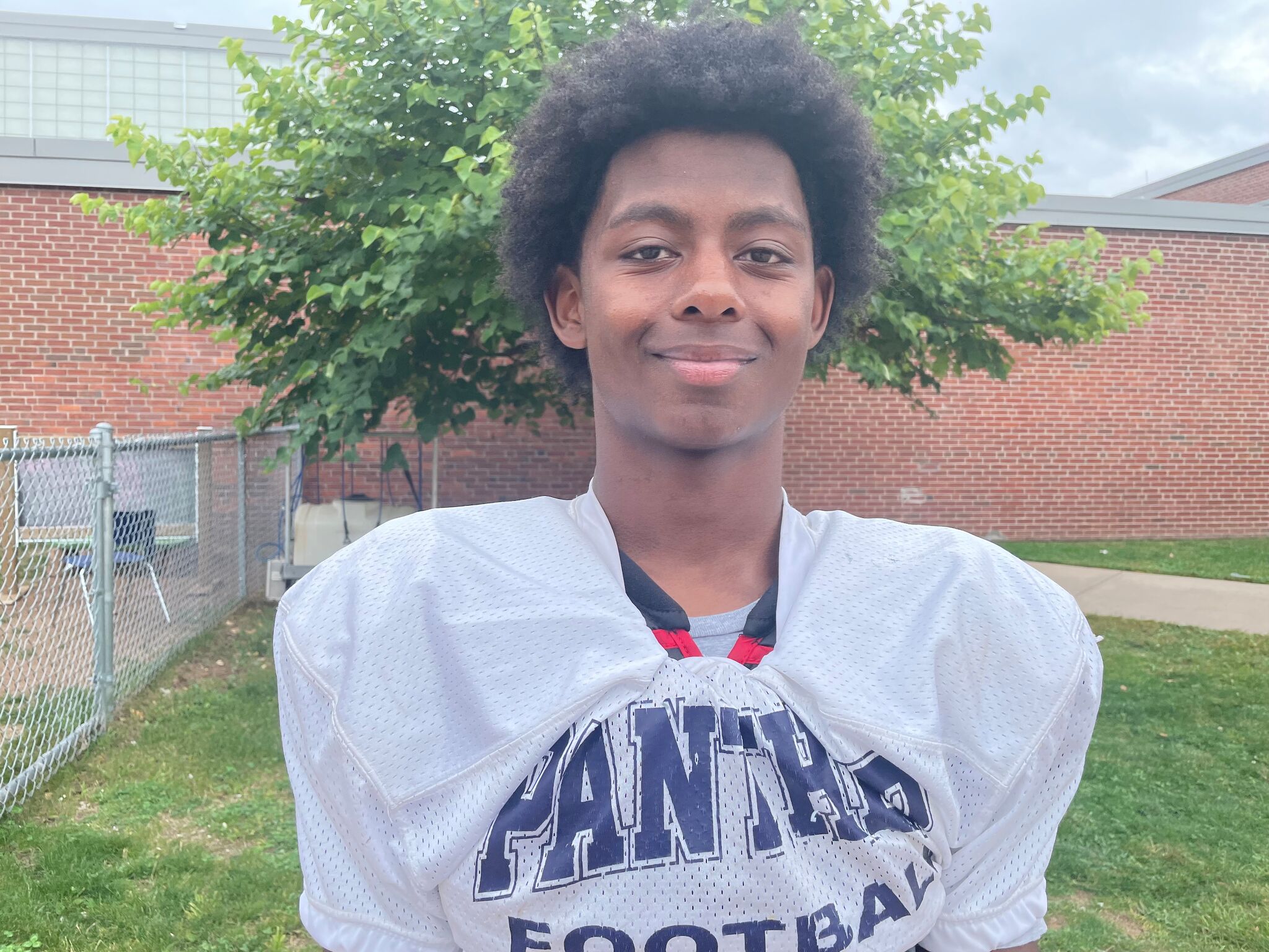 Platt-Meriden football team has multi-faceted player in Edwin Vidal