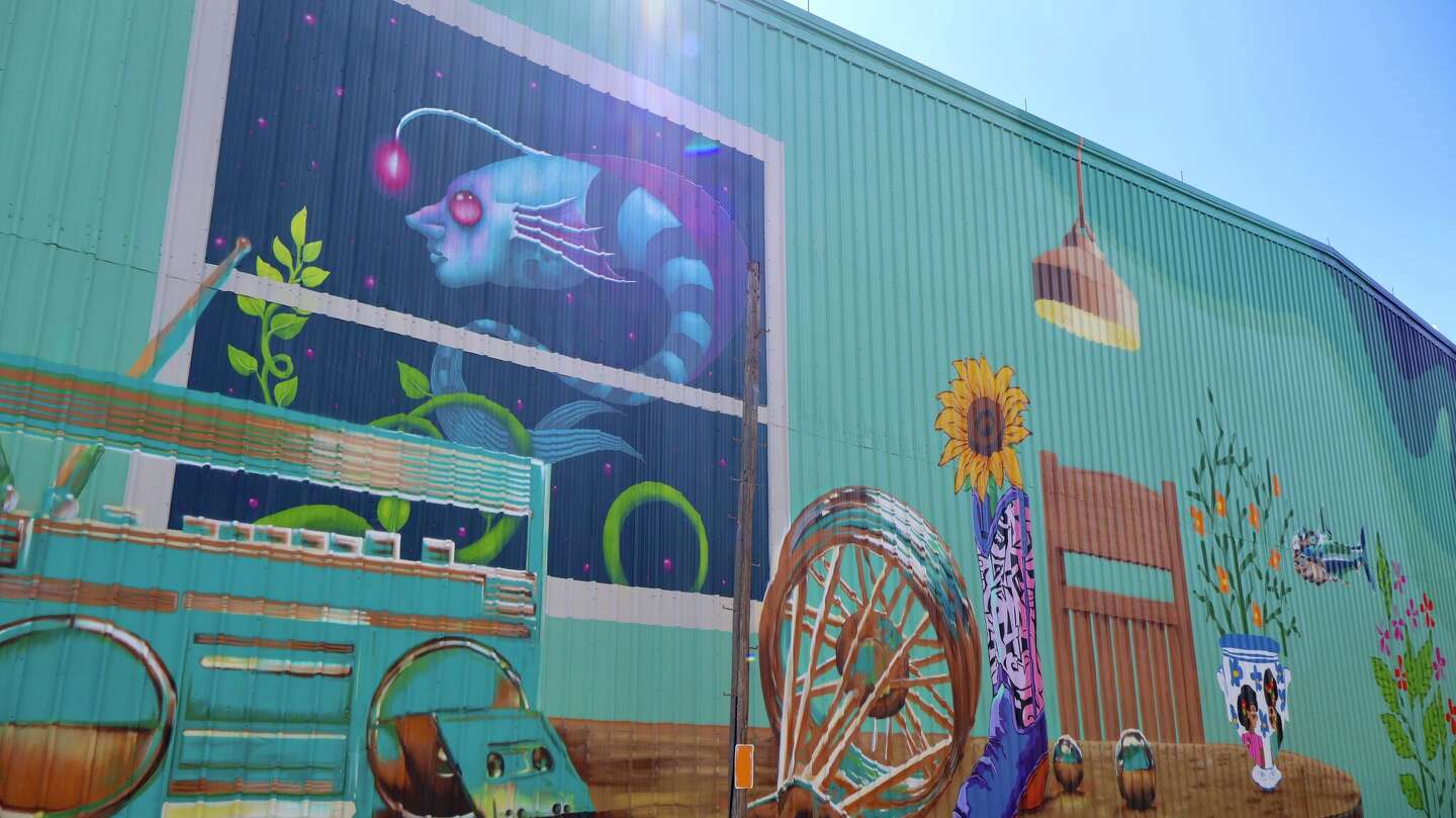 Exclusive: Meow Wolf Houston unveils new mural by local artists