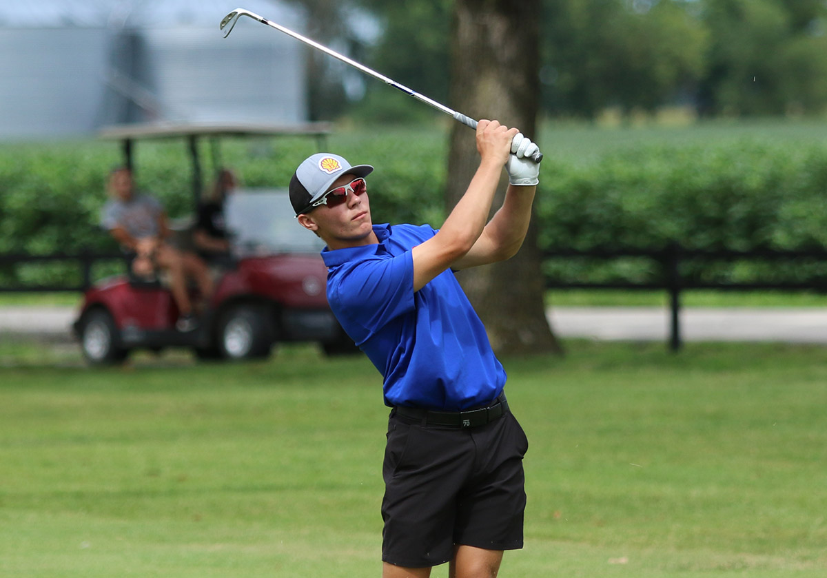 Roxana's Will Stevens wins Cahokia Conference boys golf championship