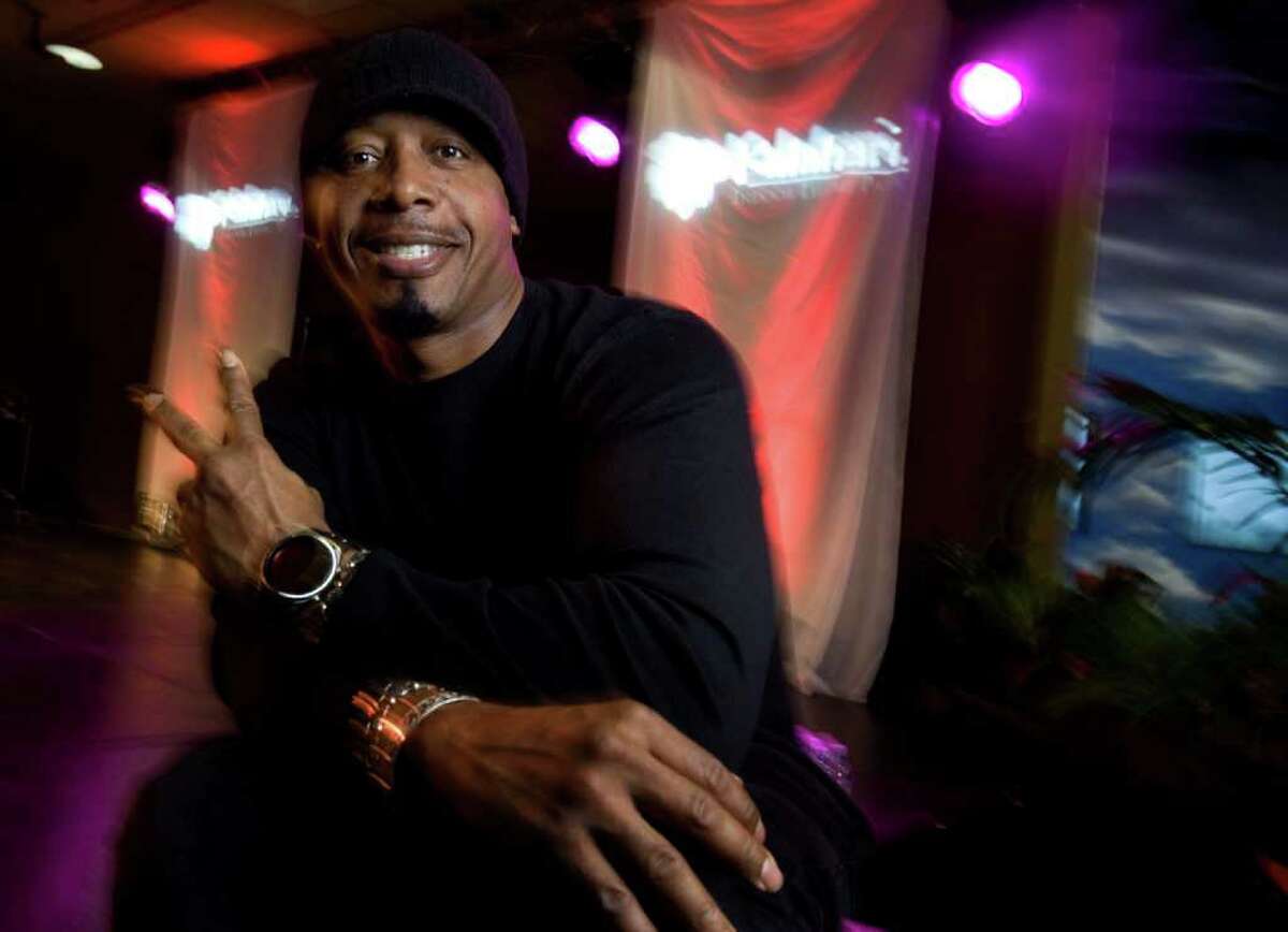 MC Hammer to perform at Alive@Five