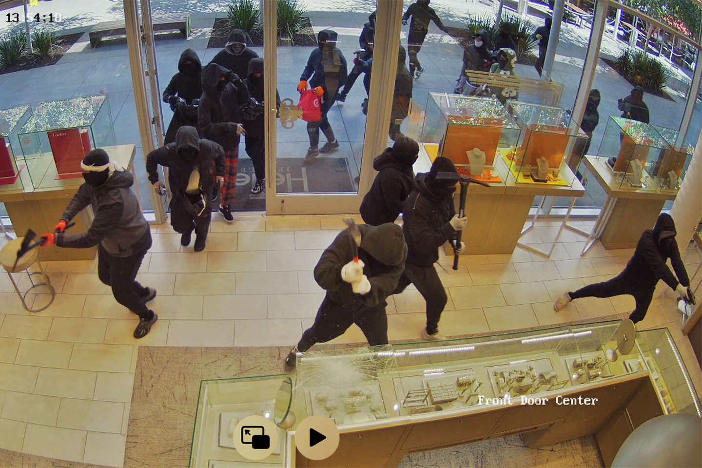 Wild $1 million Bay Area smash-and-grab robbery caught on camera