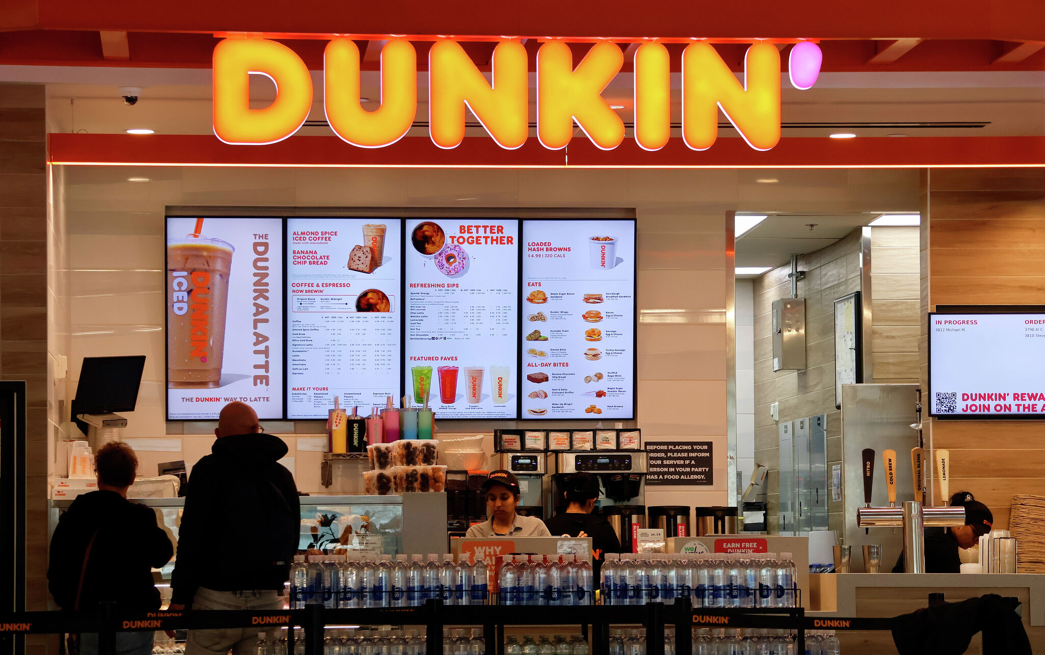 Bolton Dunkin' to open with drive-thru this fall