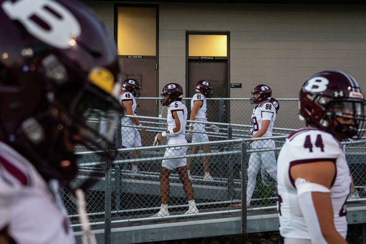 UIL football: Bastrop trounces McCallum in moving to 5-0