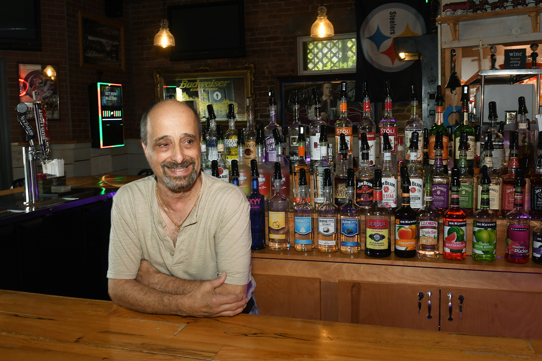 Cuppy's Cafe owner looks to close longtime Shelton dive bar