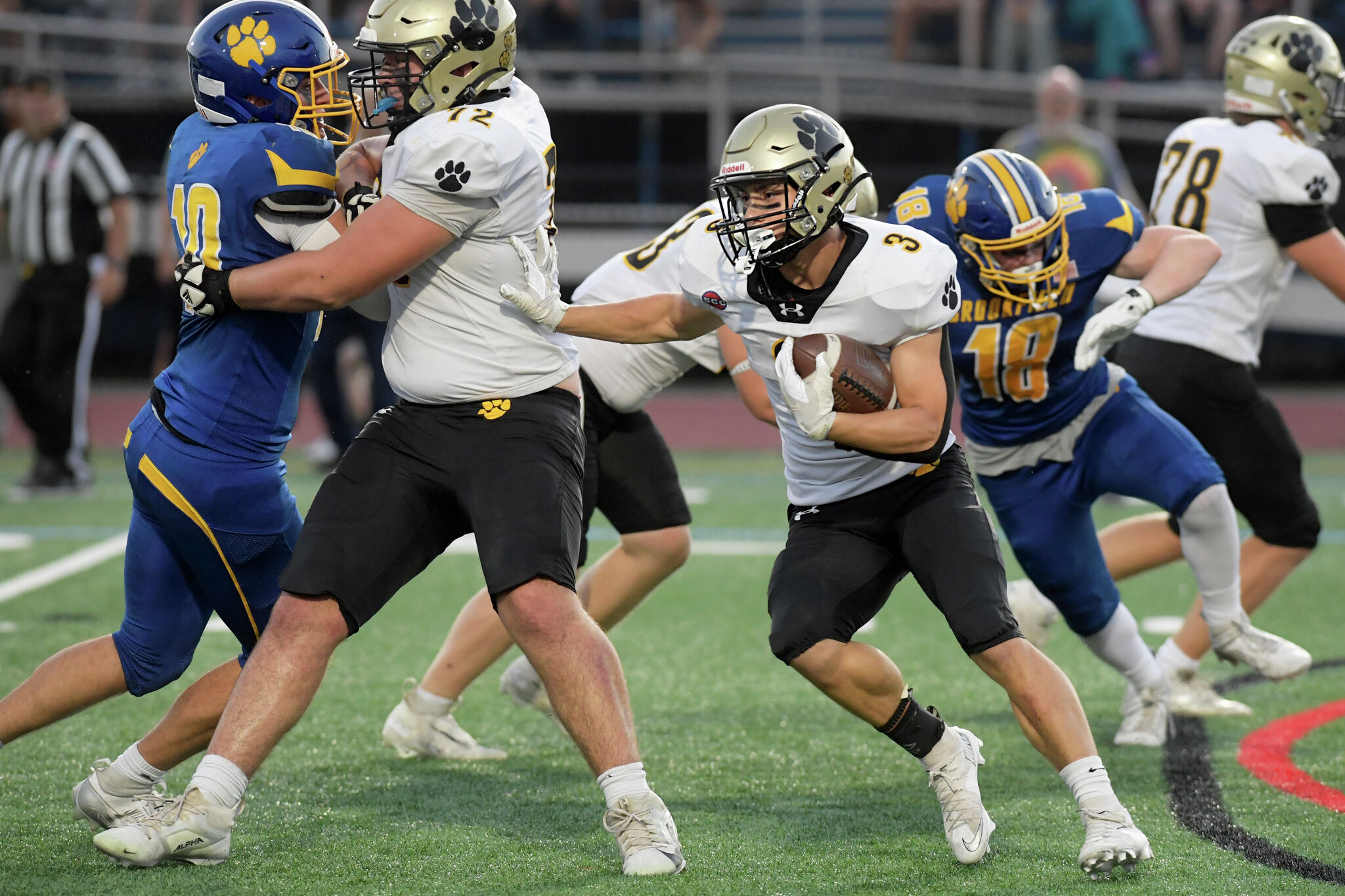 Hand defense dominates Brookfield in Alliance action