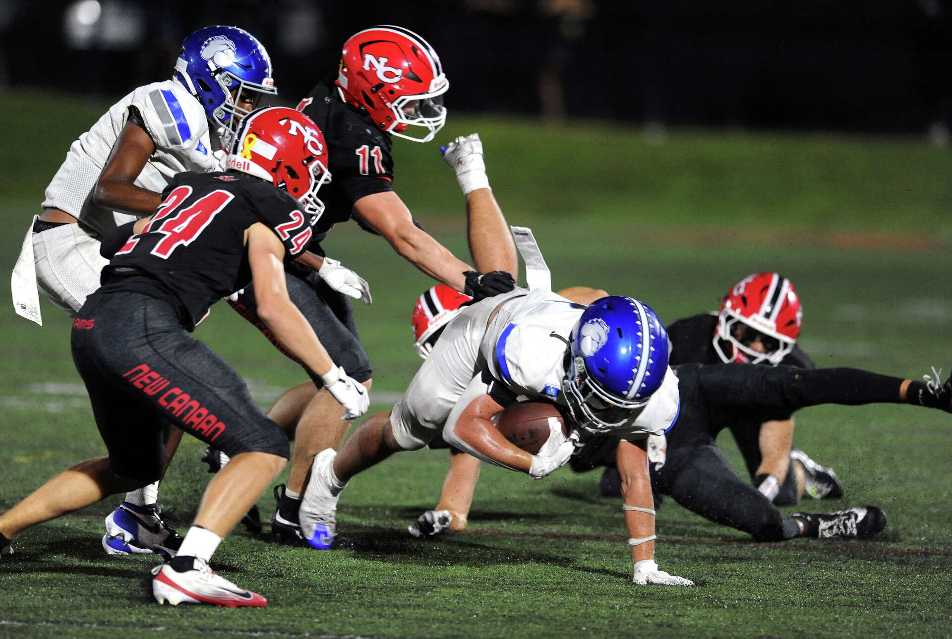 New Canaan football rides defense to win over Bunnell in Alliance game