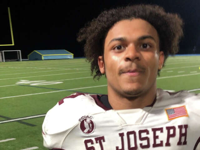 St. Joseph high school football defeats Southington on late touchdown