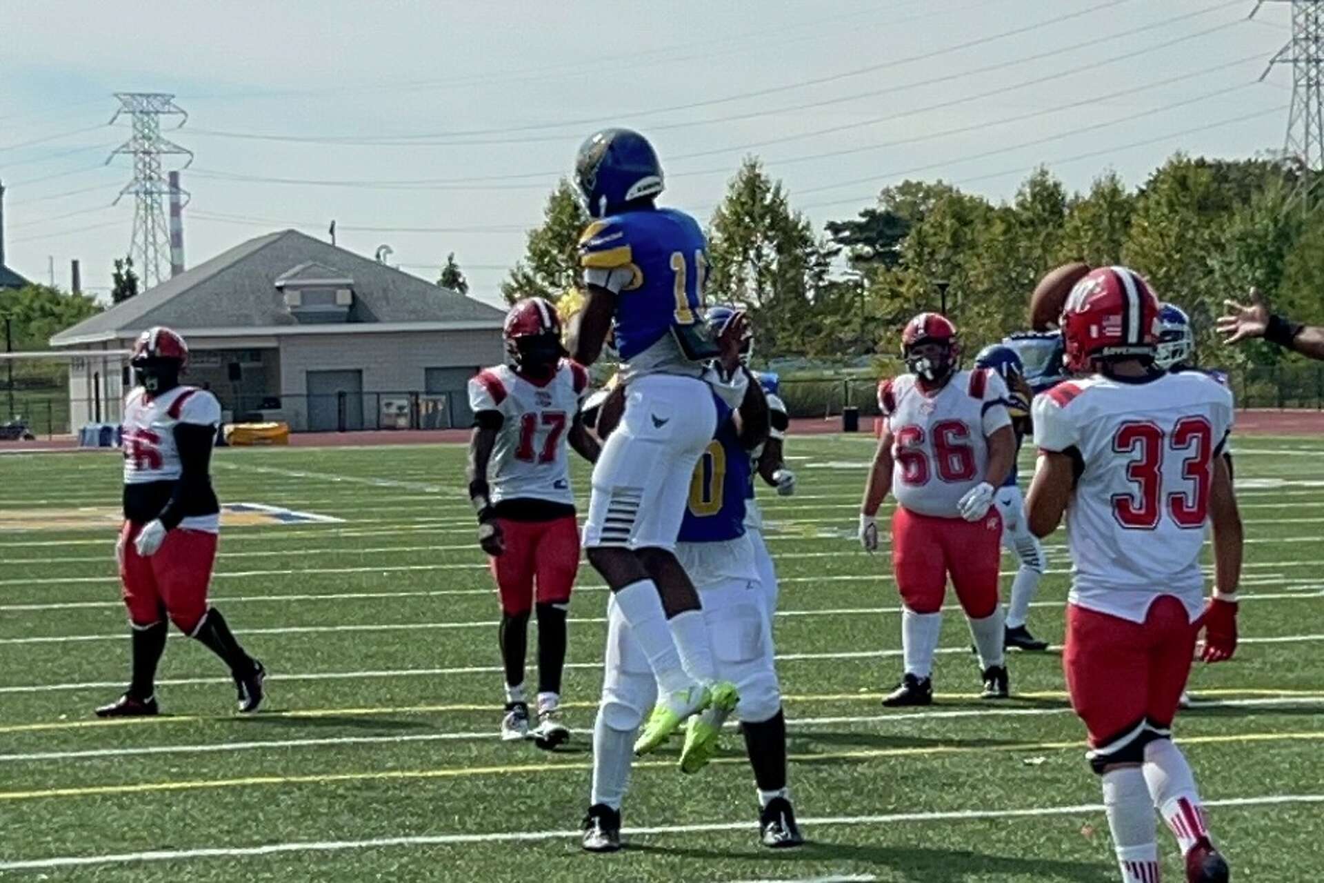 Harding defeats Wilbur Cross, moving to 2-1 for first time since 2016