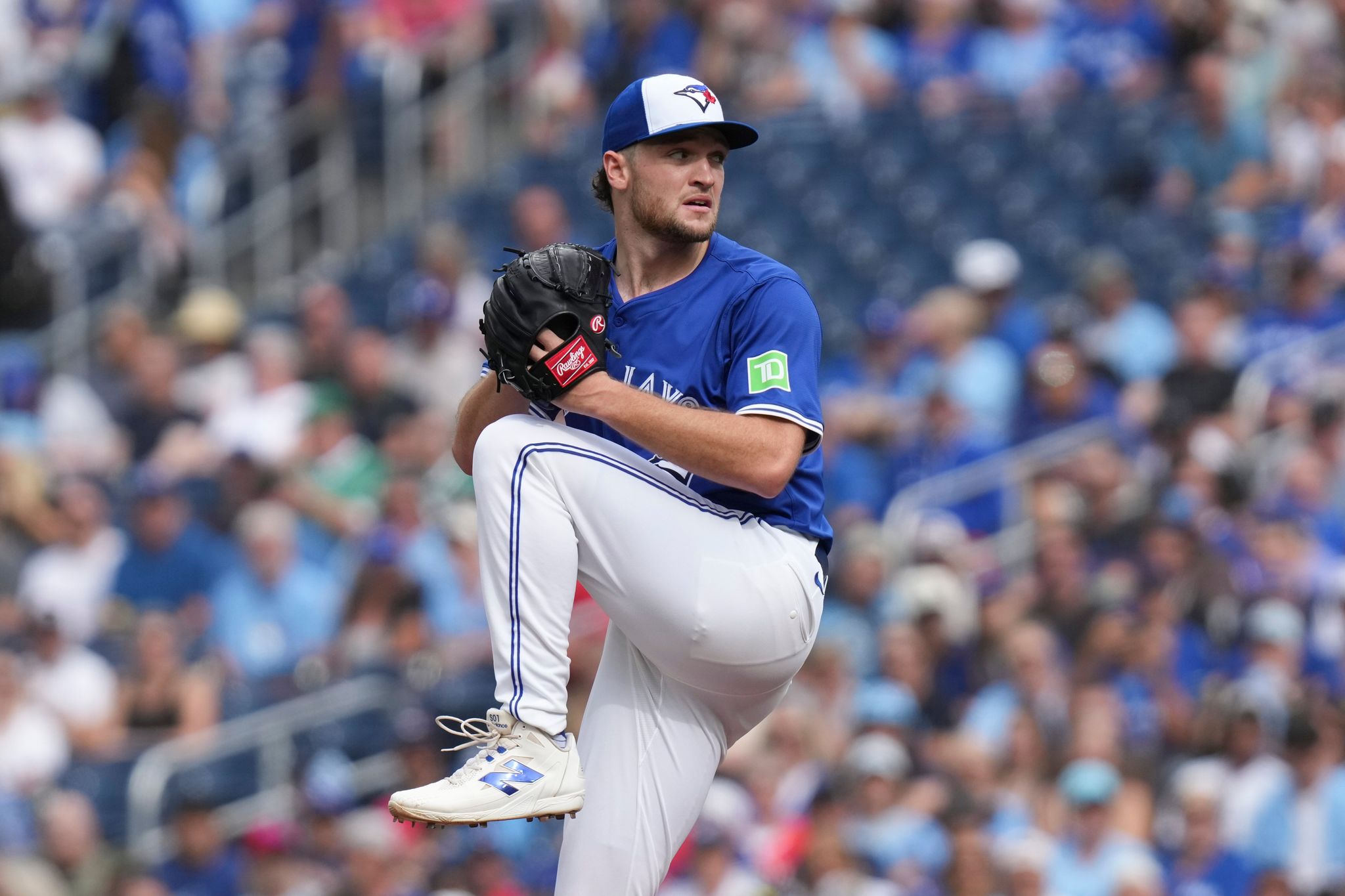 Blue Jays beat Rays 5-1 to stay atop AL East, sending division race to season's final day