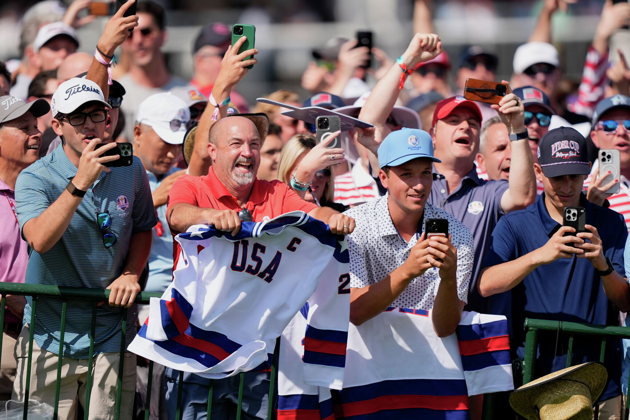 Watch: What golf expert Michael Breed is watching at Ryder Cup