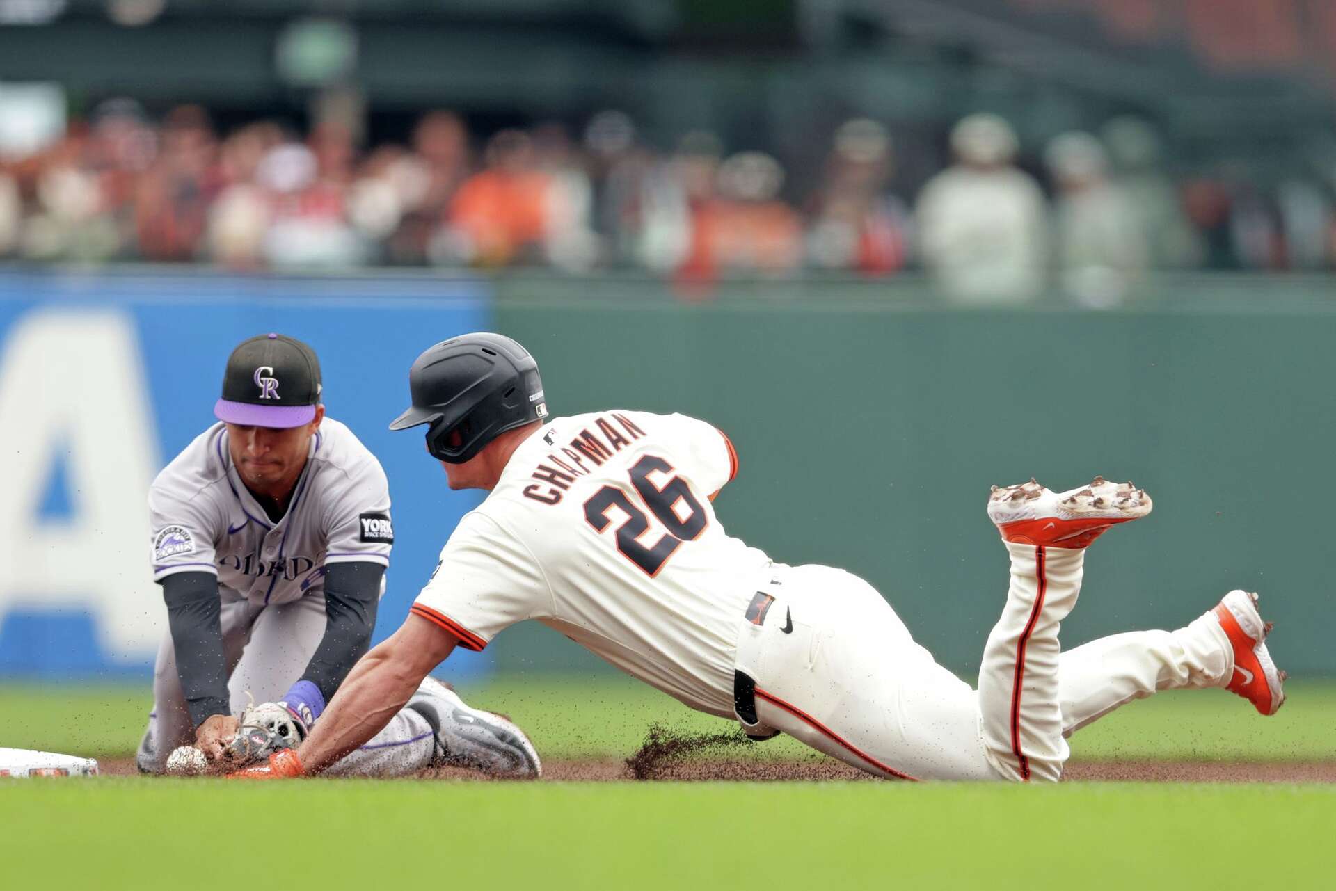 Giants pile up milestones, emotions in season-ending defeat of Rockies