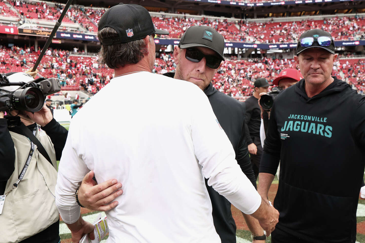 49ers, Jaguars coaches have to be restrained in fiery postgame moment