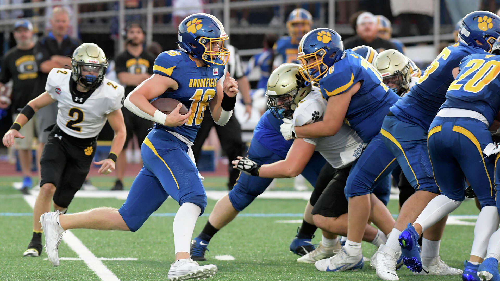 CIAC football playoffs 2025: Recap from CIAC semifinal games