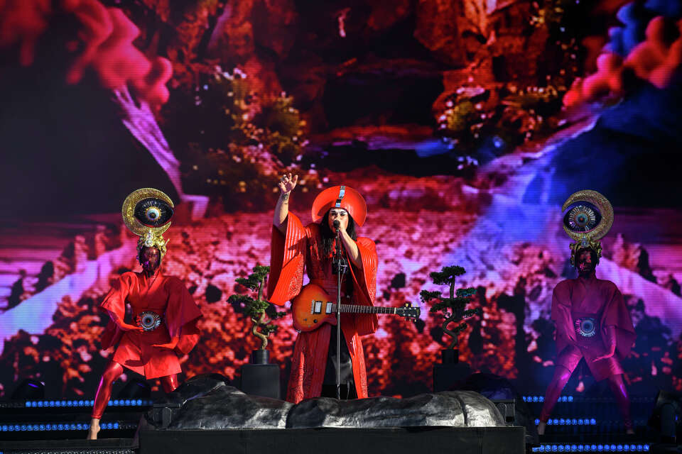 Who’s playing Friday at ACL Fest 2025? Lineup, stages, and set times