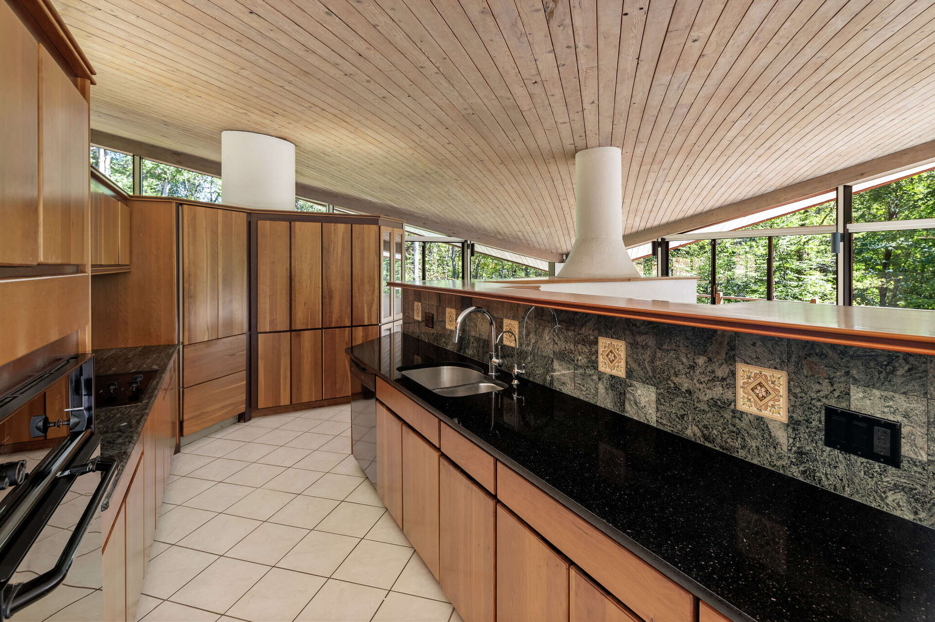 Mid-century modern 'Evans House' in New Canaan is listed for sale