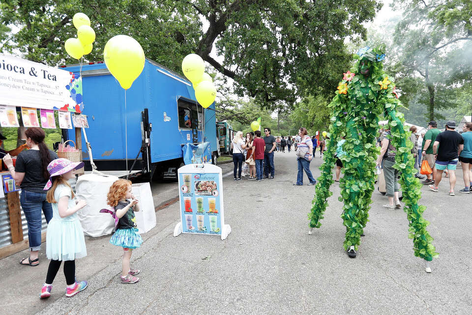 Things to do in Houston this weekend: Texas Ren Fest, Korean Festival