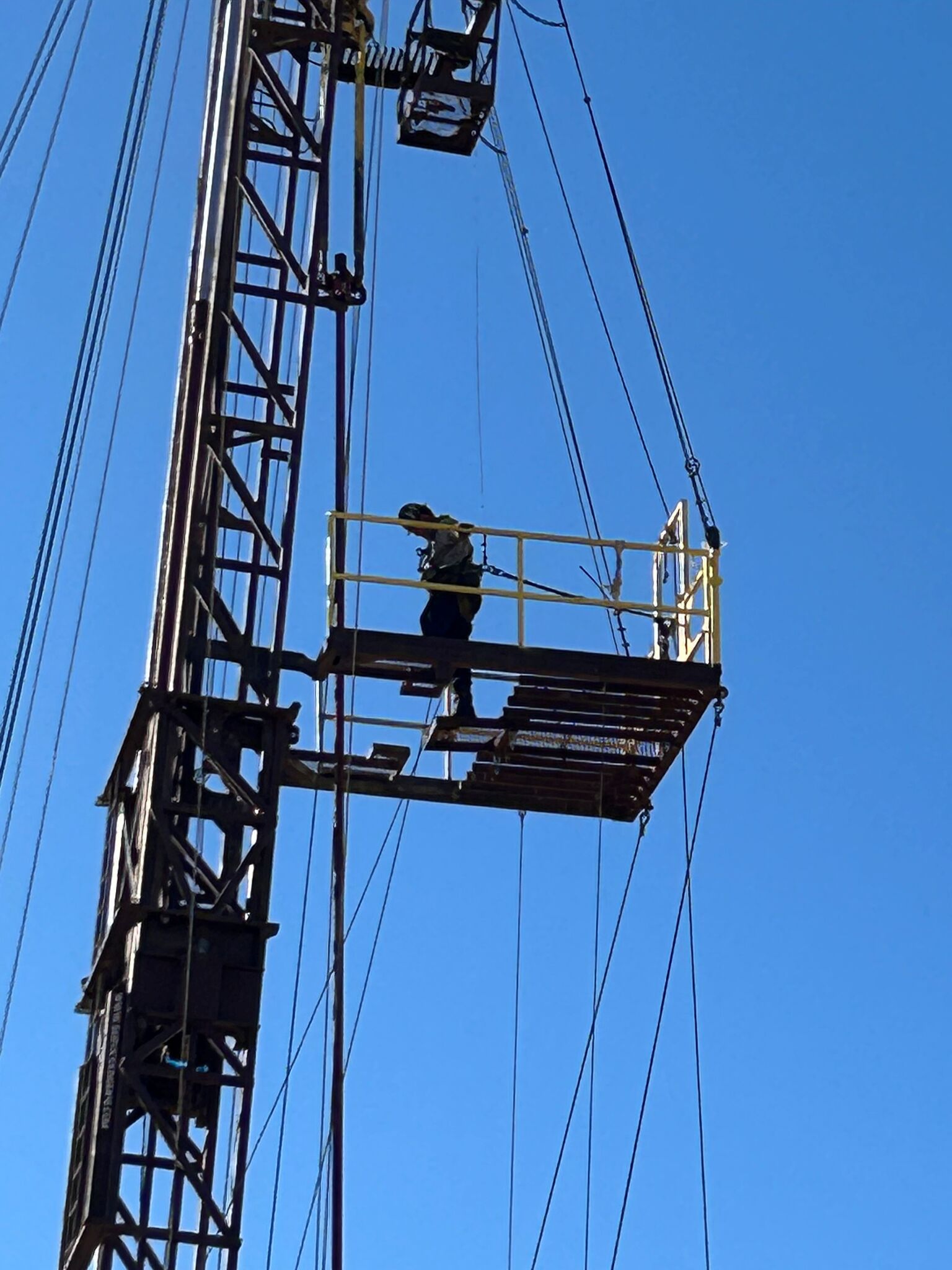 RRC demonstrates well plugging at Midland County site