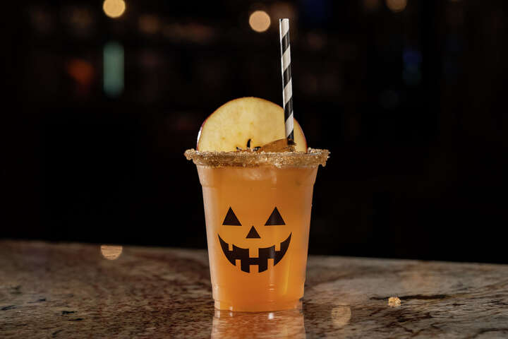 Mohegan Sun 'Spookeasy' pop-up bar opens with spooky cocktails