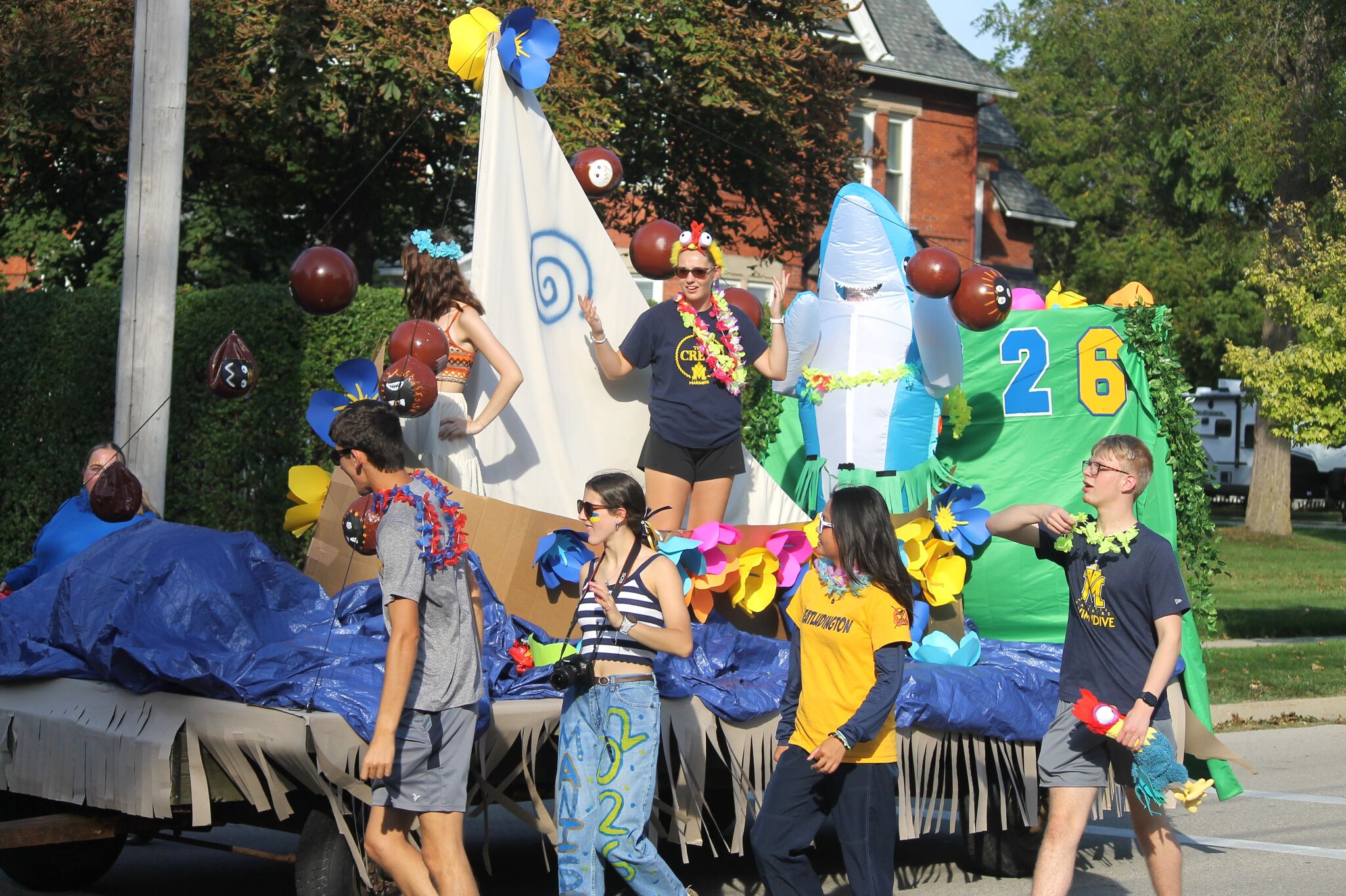 Manistee High School holds homecoming parade