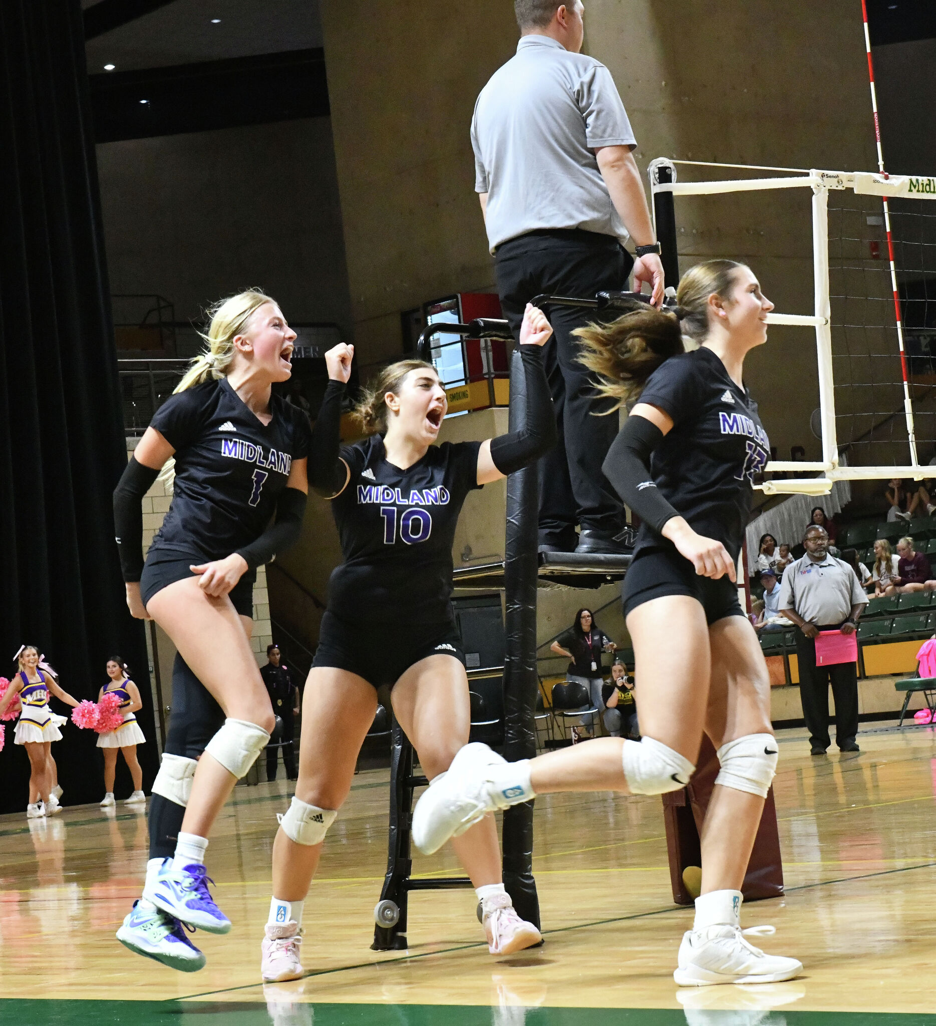 Midland volleyball takes pressure-packed sets, sweeps Midland Legacy
