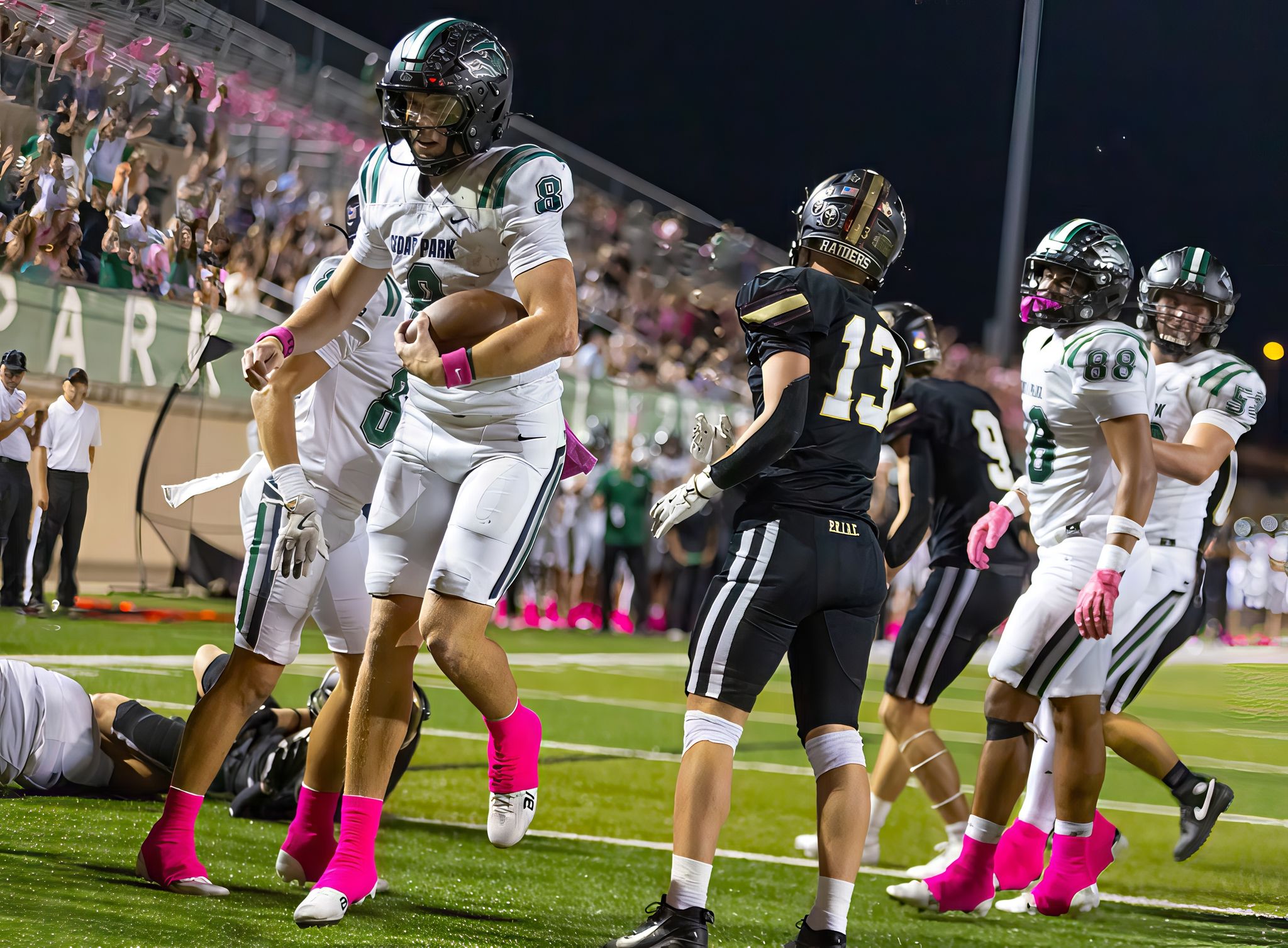 UIL football: Cedar Park tops Rouse to stay atop District 8-5A DI race