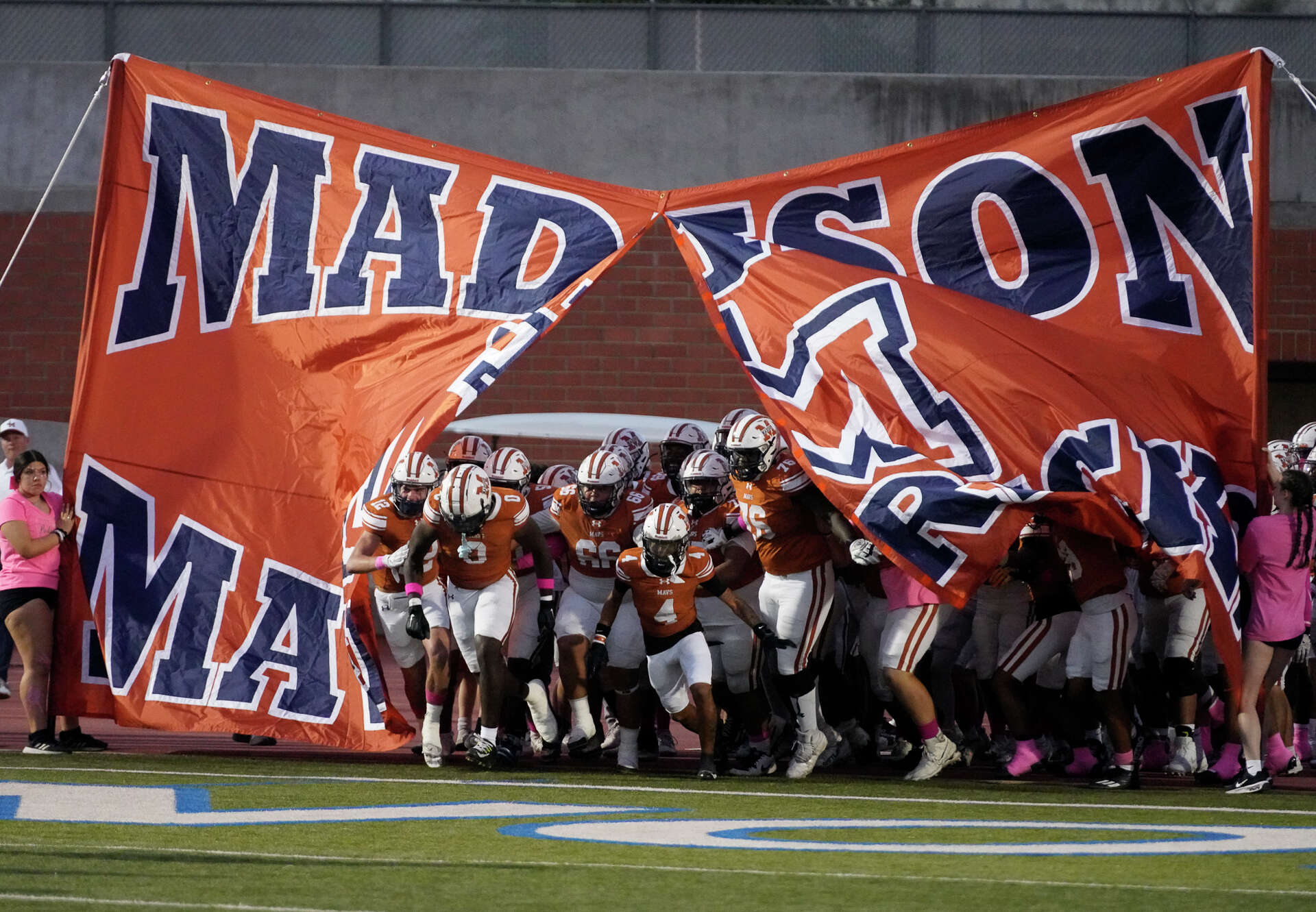Reagan linebackers find success on offense as Reagan tops Madison