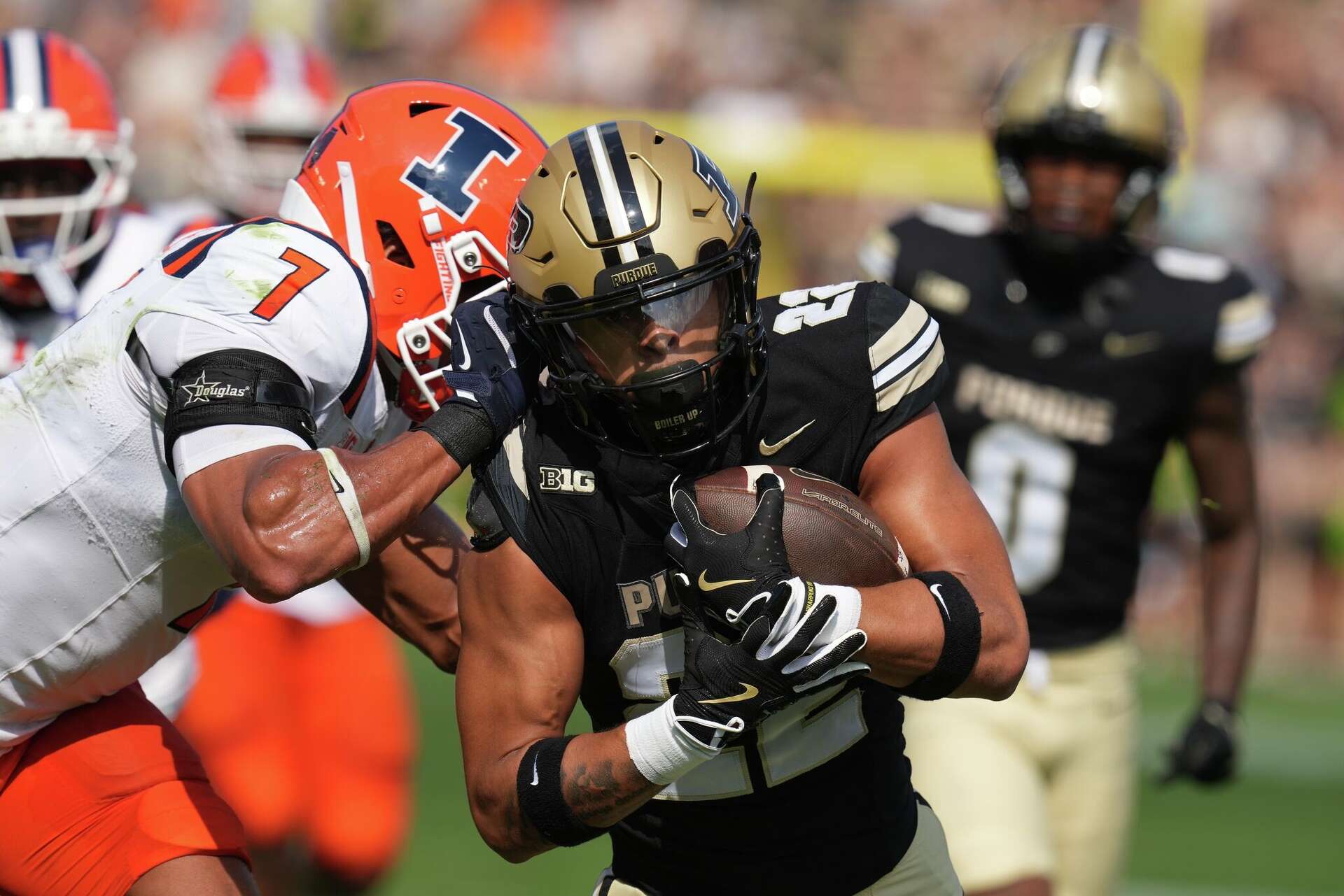 Illinois vs. Purdue football video highlights, live updates, score