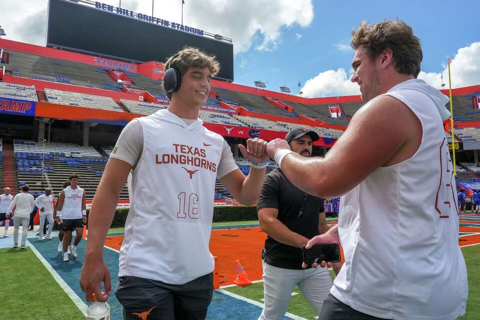 Texas football confident even with change along offensive line
