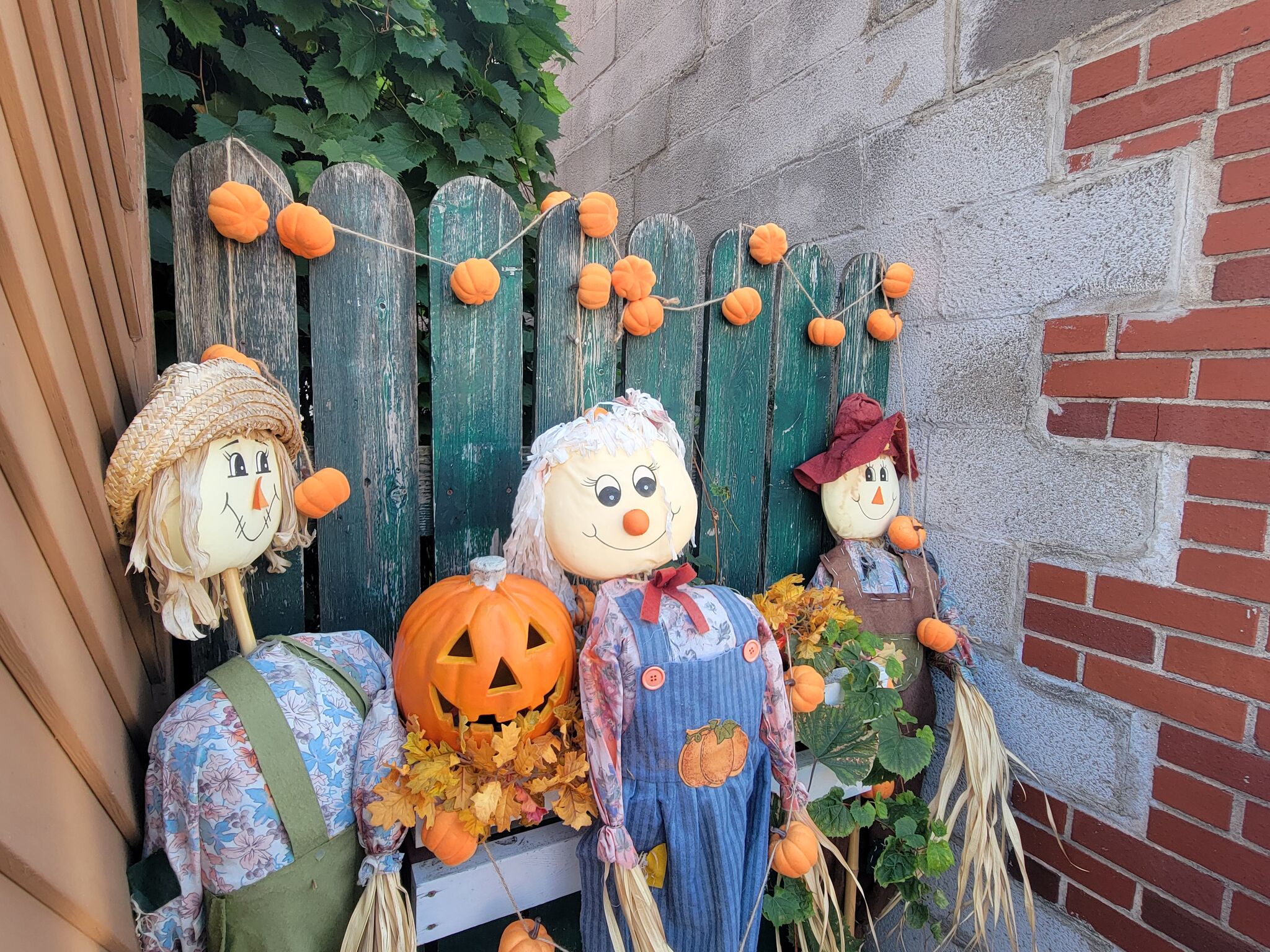 India scores 247 against Pakistan after captains avoid handshakes at ...