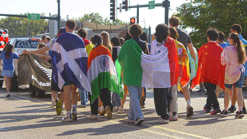 Gallery: Illinois College homecoming, Jacksonville bicentennial parade