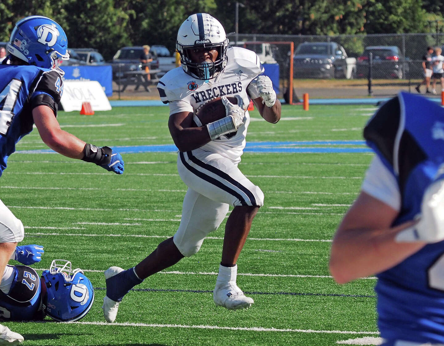 Staples football defeated Darien for the first time since 2012