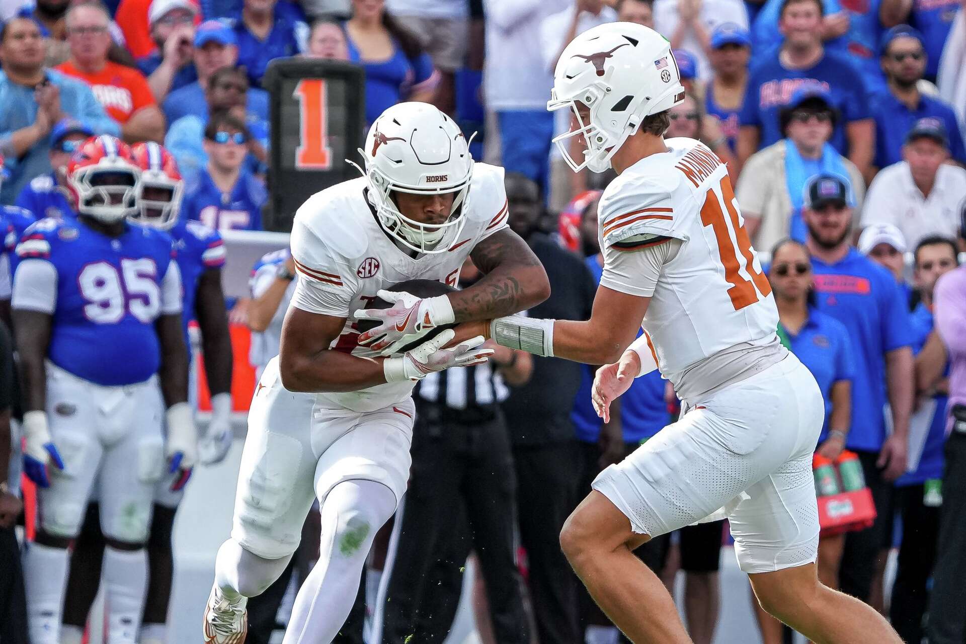 University of Texas Longhorns' biggest problem? Offensive line