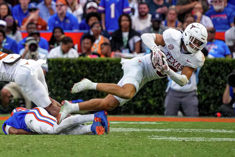 Golden: How the Texas defense drowned in the Florida Swamp