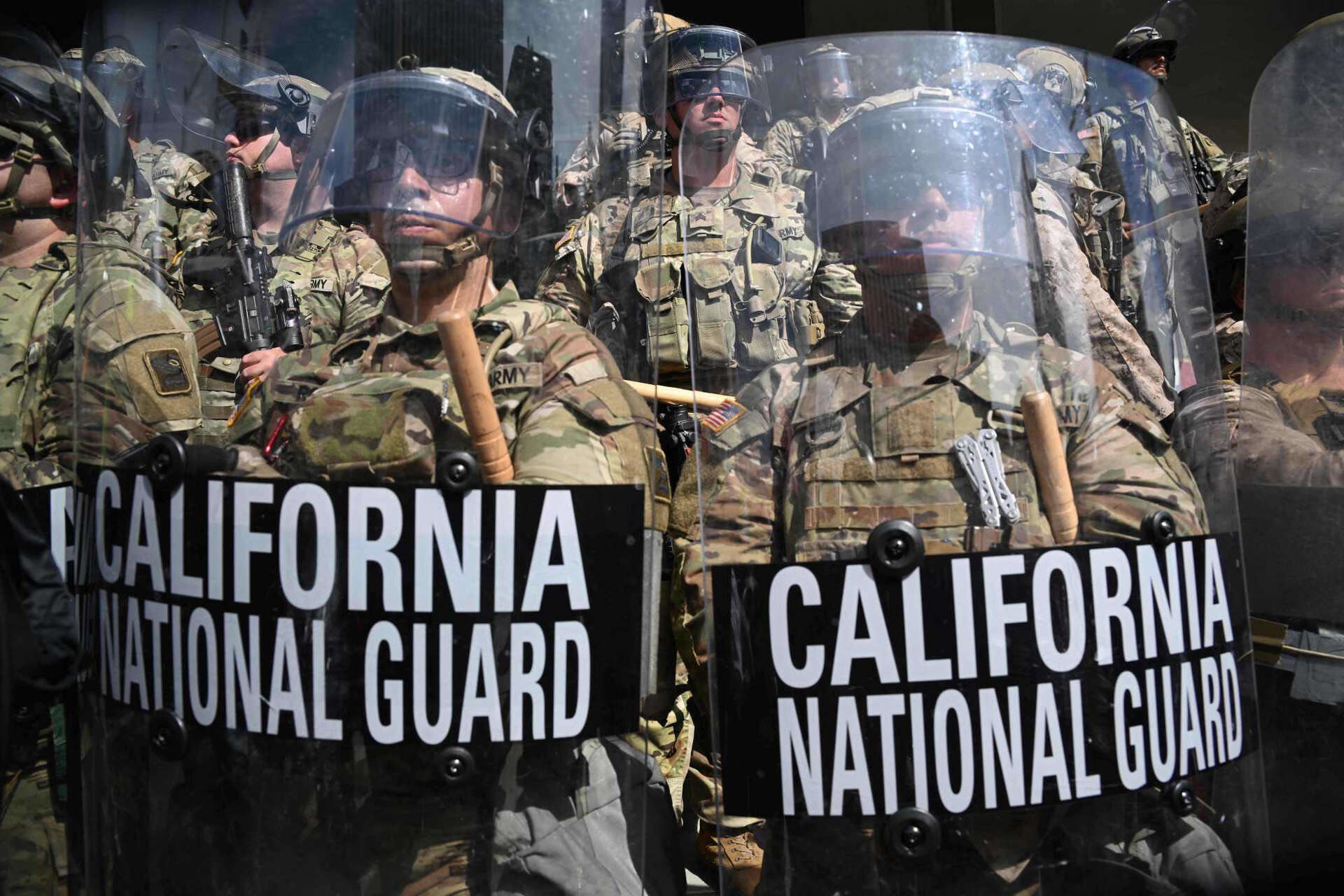 Judge blocks deployment of California National Guard troops to Oregon