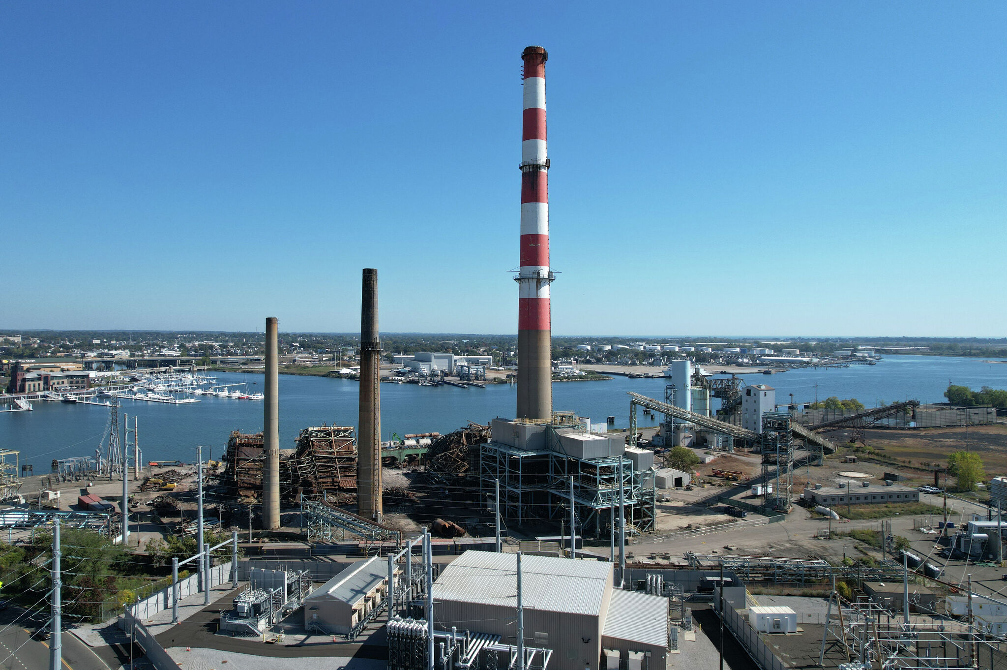Bridgeport petition seeks to save iconic smokestack from demolition