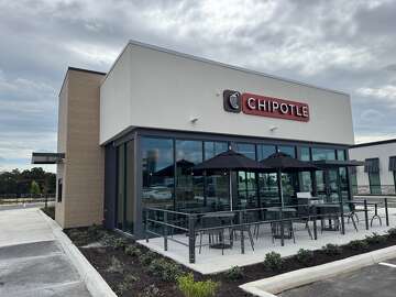 Berlin Chipotle opens Wednesday with drive-thru Chipotlane