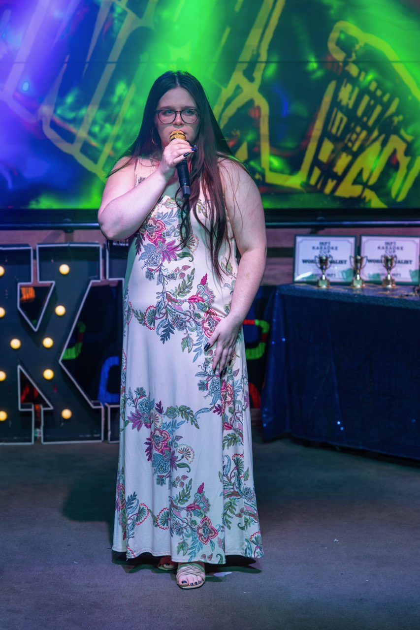 Cottage Hills singer heads to IKF Karaoke Cup World Finals