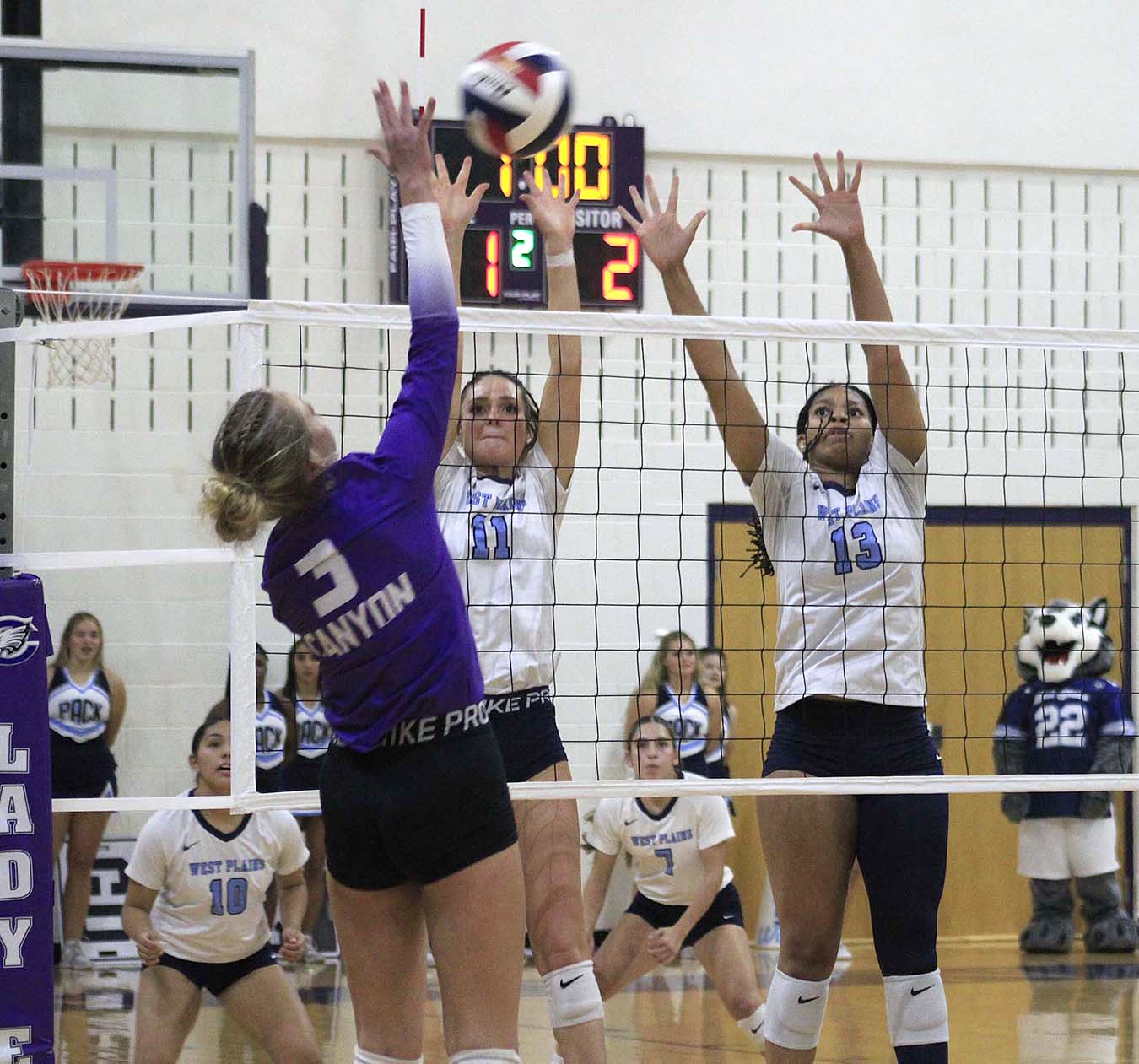 Kitchen, Ward spark West Plains to three-set sweep over Borger