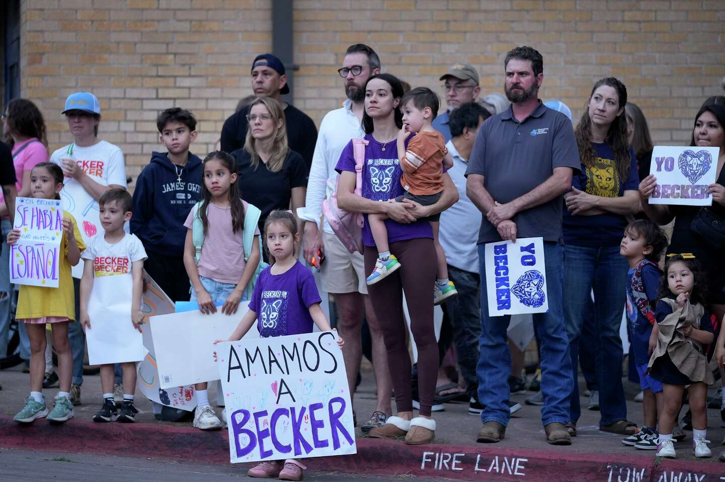 Becker parents, students rally to keep dual language campus open