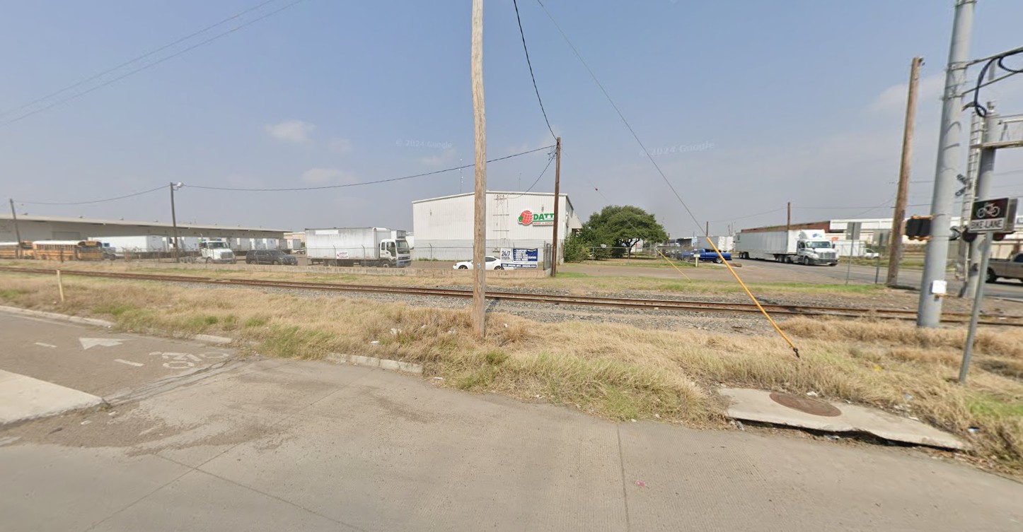 LPD: Driver reaches for officer’s Taser, spits in face, gets arrested