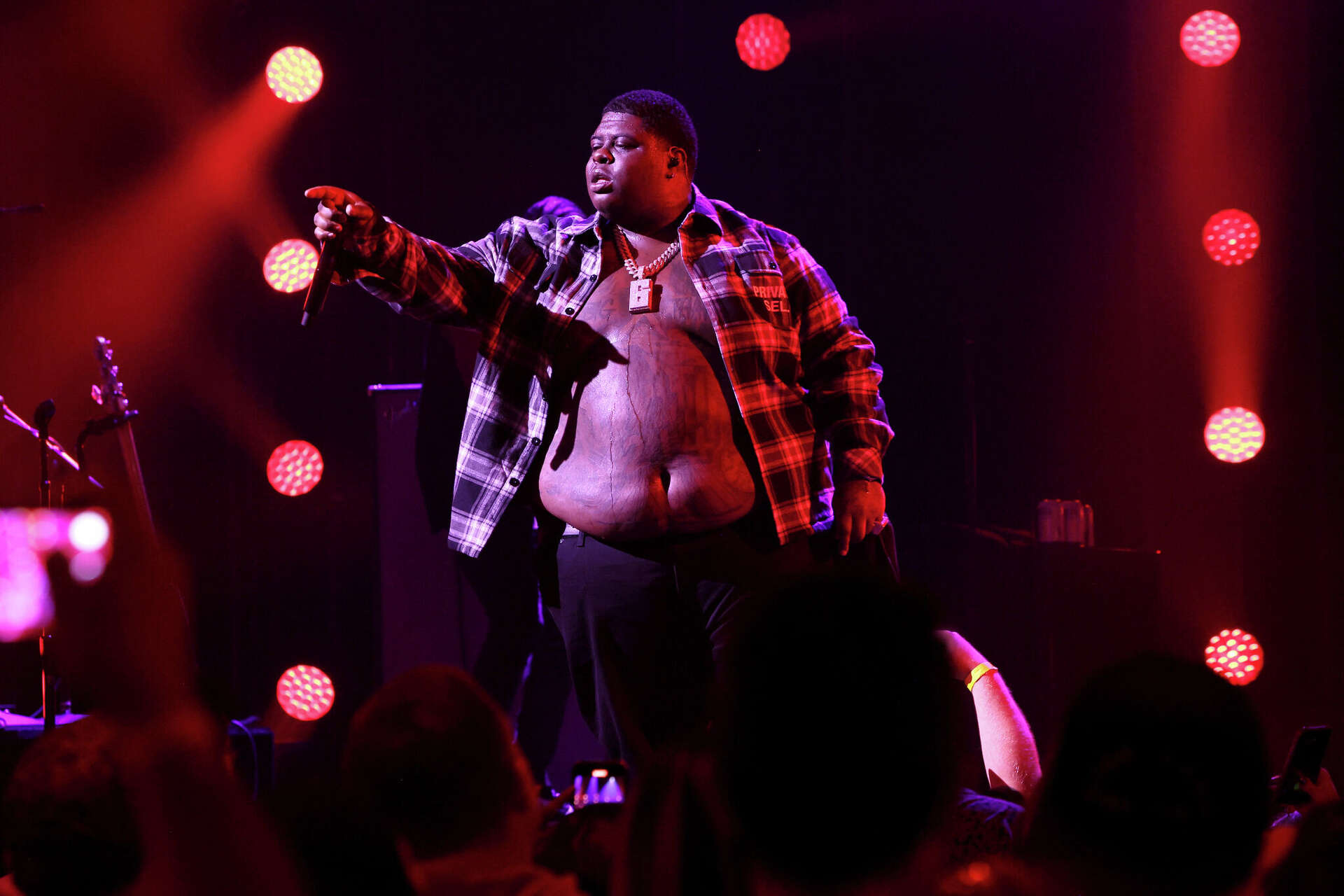 Country fans take offense at BigXthaPlug’s shirtless Ryman concert