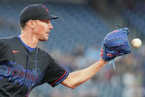 Buster Posey’s priority is pitching. Here’s who Giants could pursue