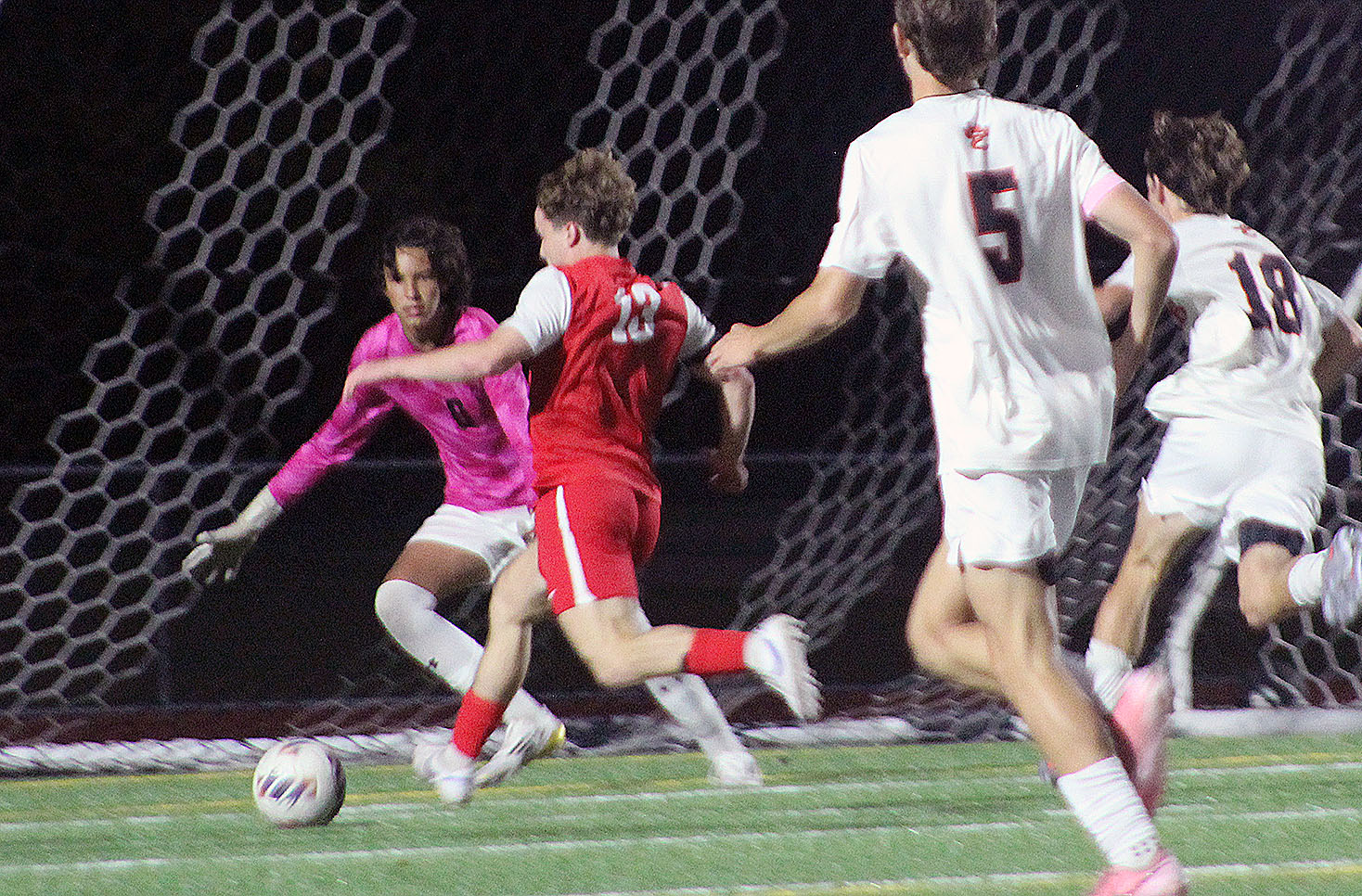 Edwardsville defeats Alton, Heiderscheid logs 399th career win