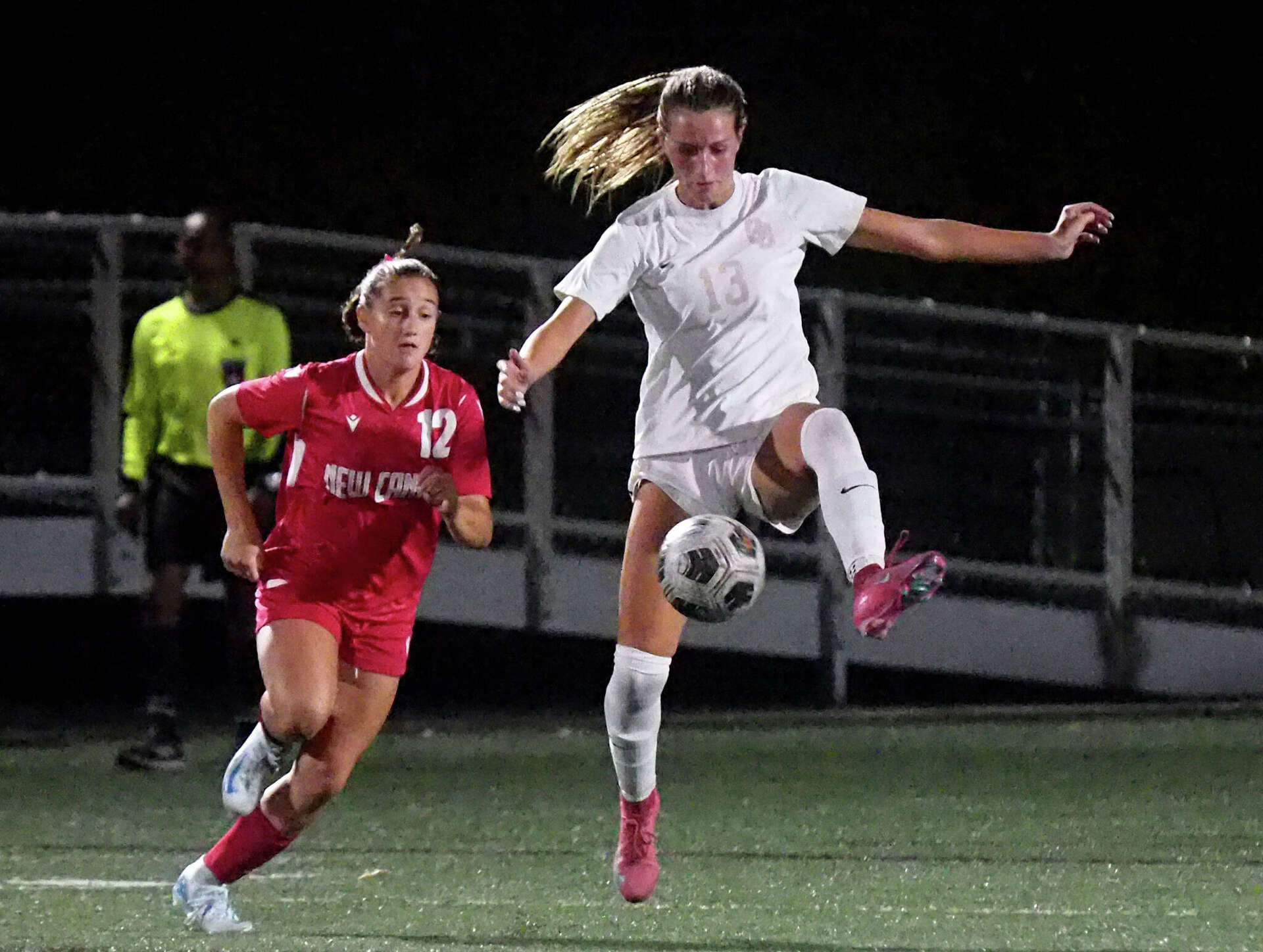 No. 4 New Canaan girls soccer team shuts out No. 1 St. Joseph
