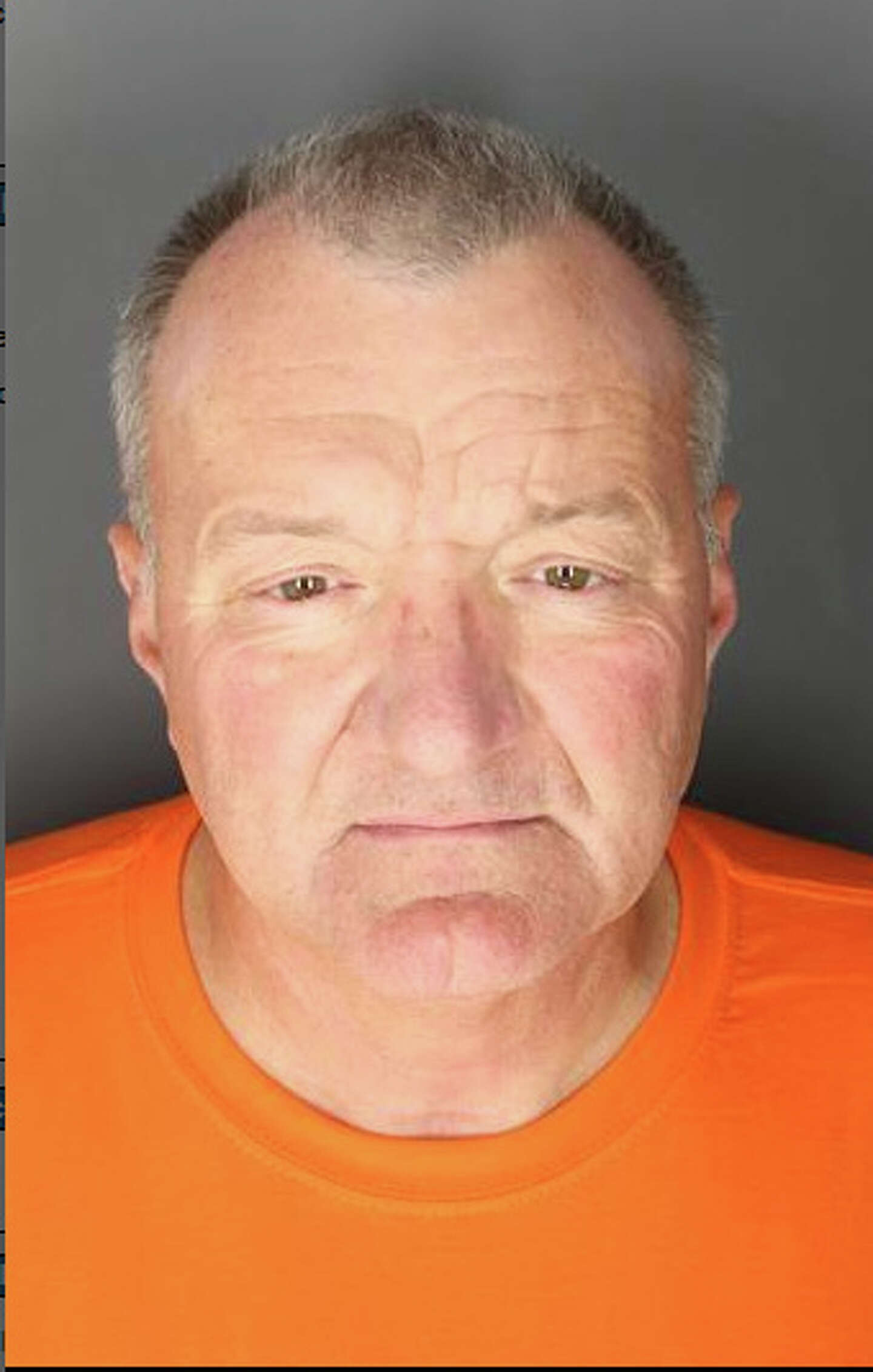 Chamber VP charged for allegedly attempting to lure minor