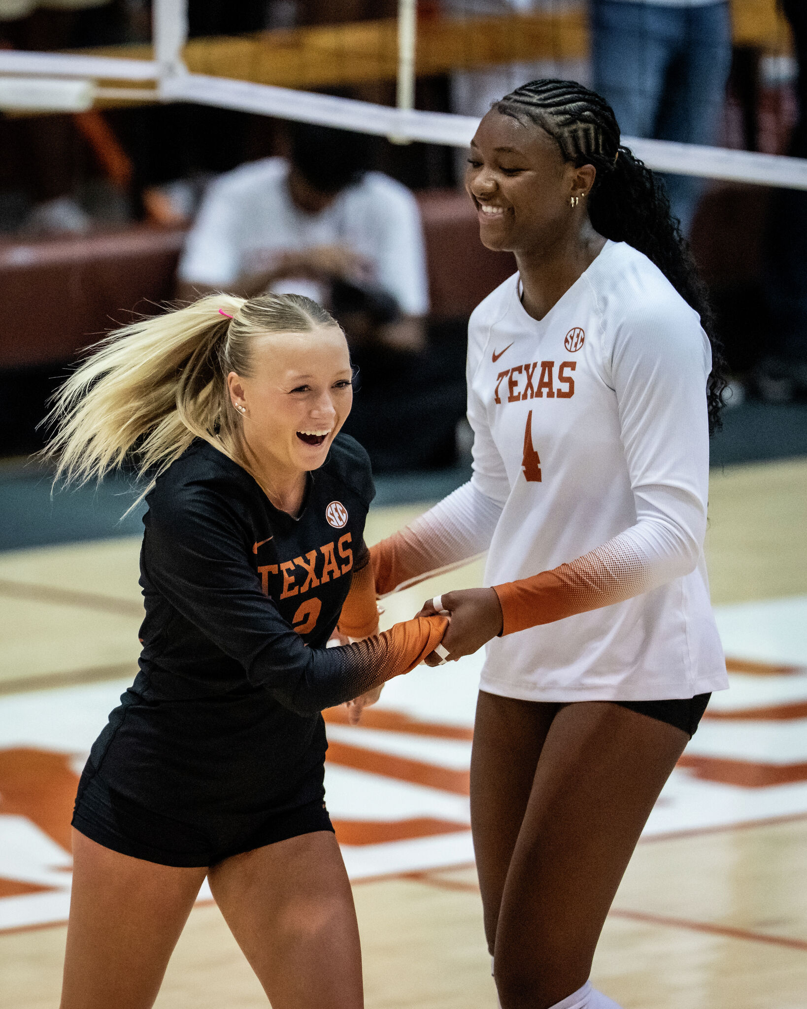 Texas volleyball vs Texas A&M: Lone Star Showdown recap