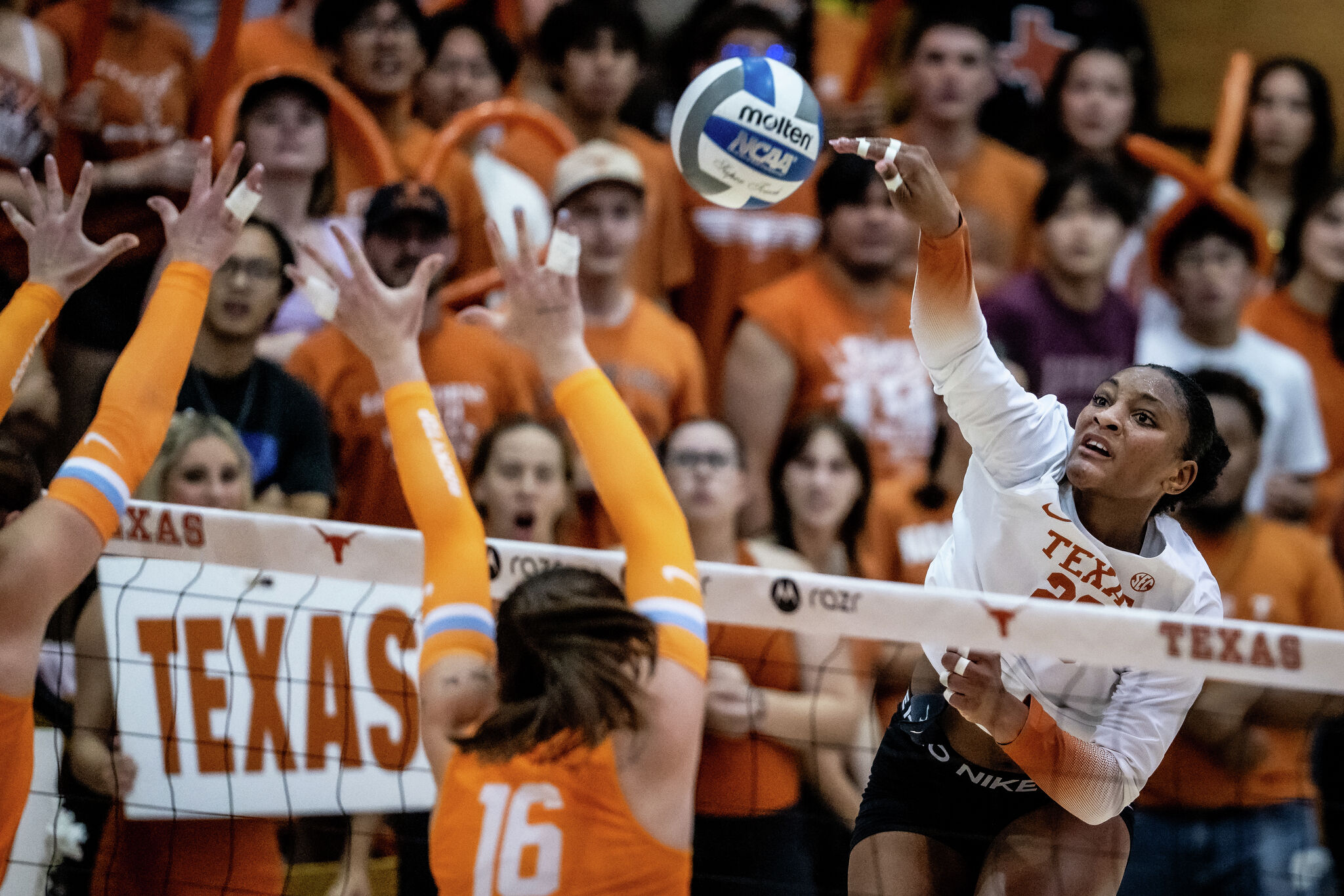 Torrey Stafford: Balanced attack helps Texas volleyball beat Alabama
