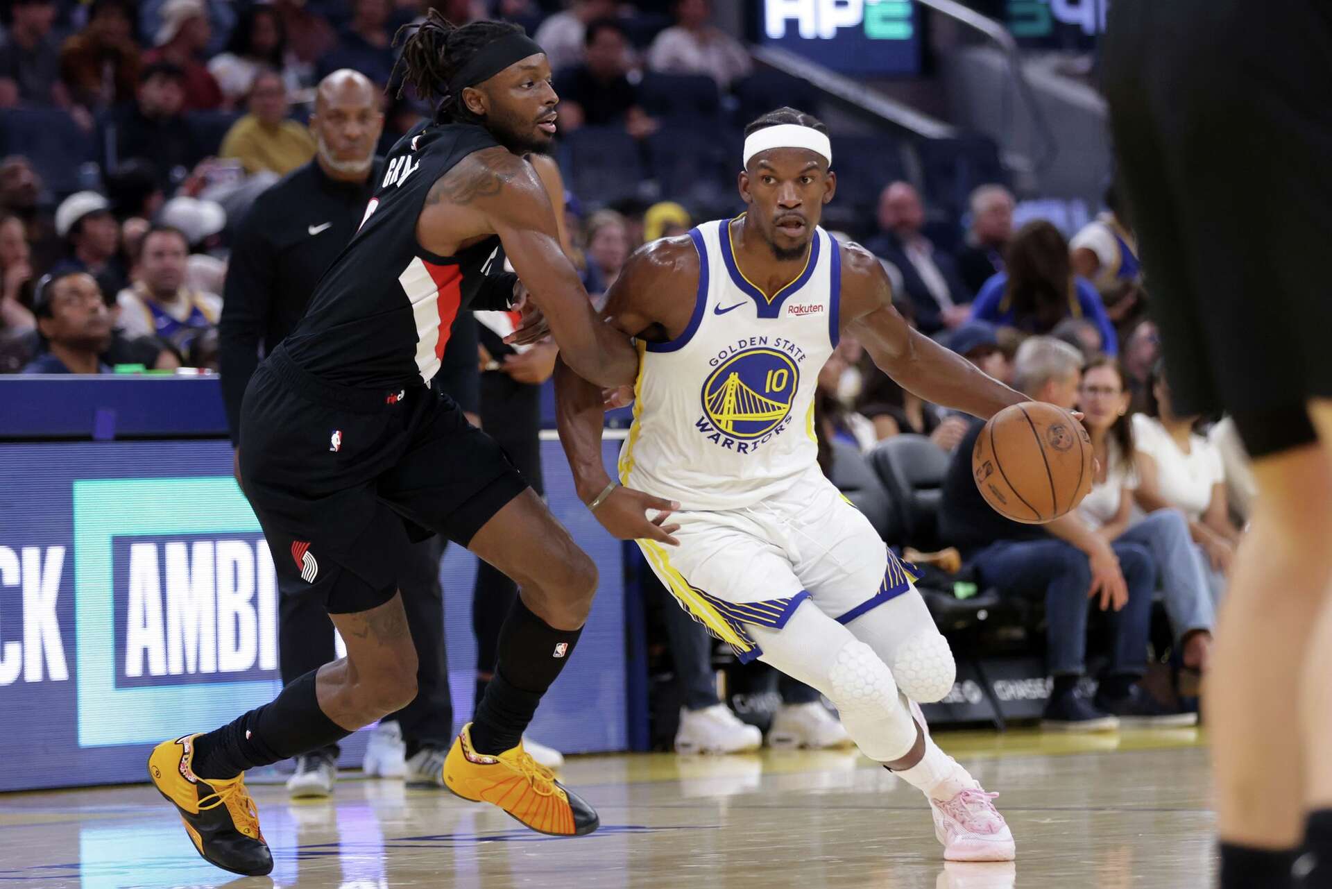 Warriors alter lineup combinations as bench fuels preseason victory
