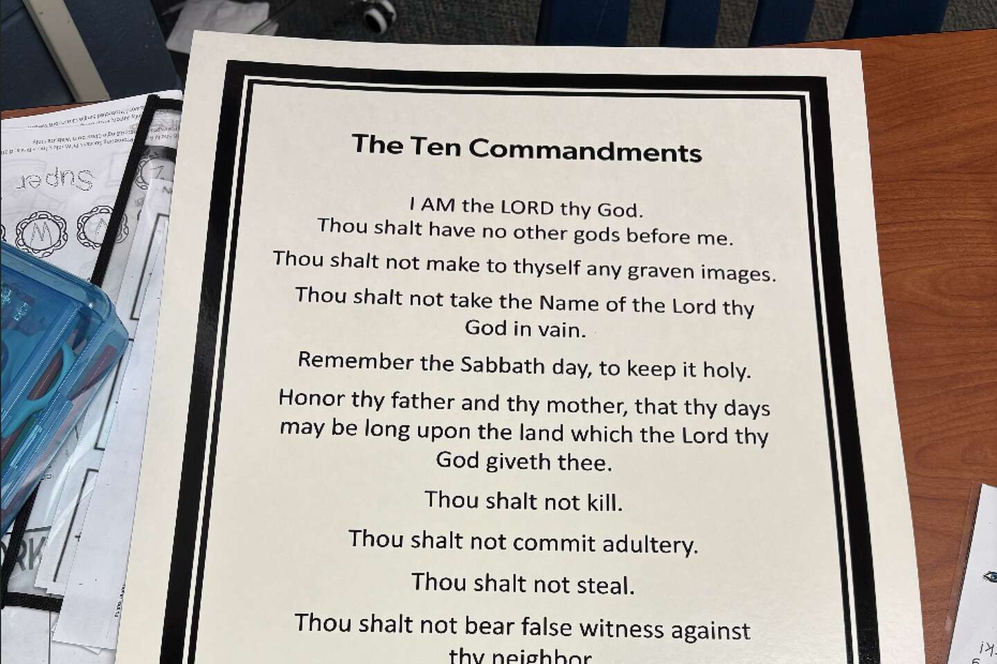 Texas band director resigns rather than hang Ten Commandments